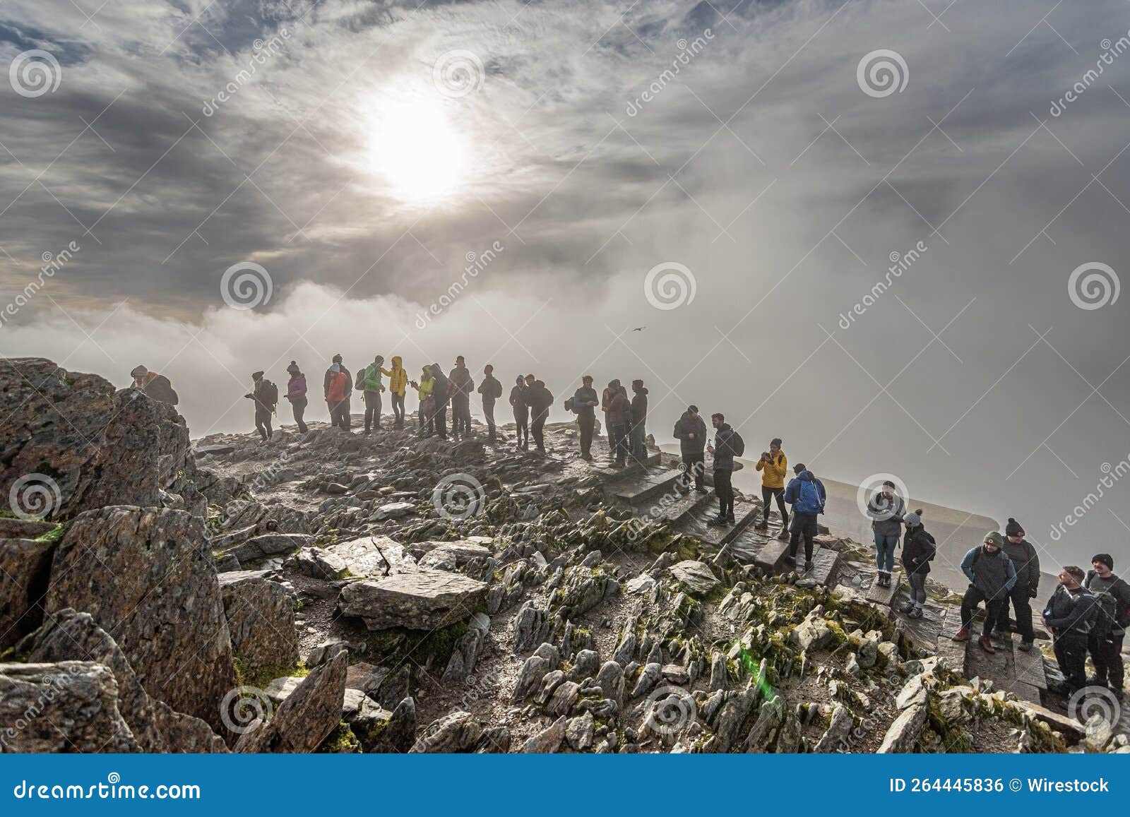 Queue of Hikers at the Summit of Snowdon Under a Cloudy Sky Editorial ...