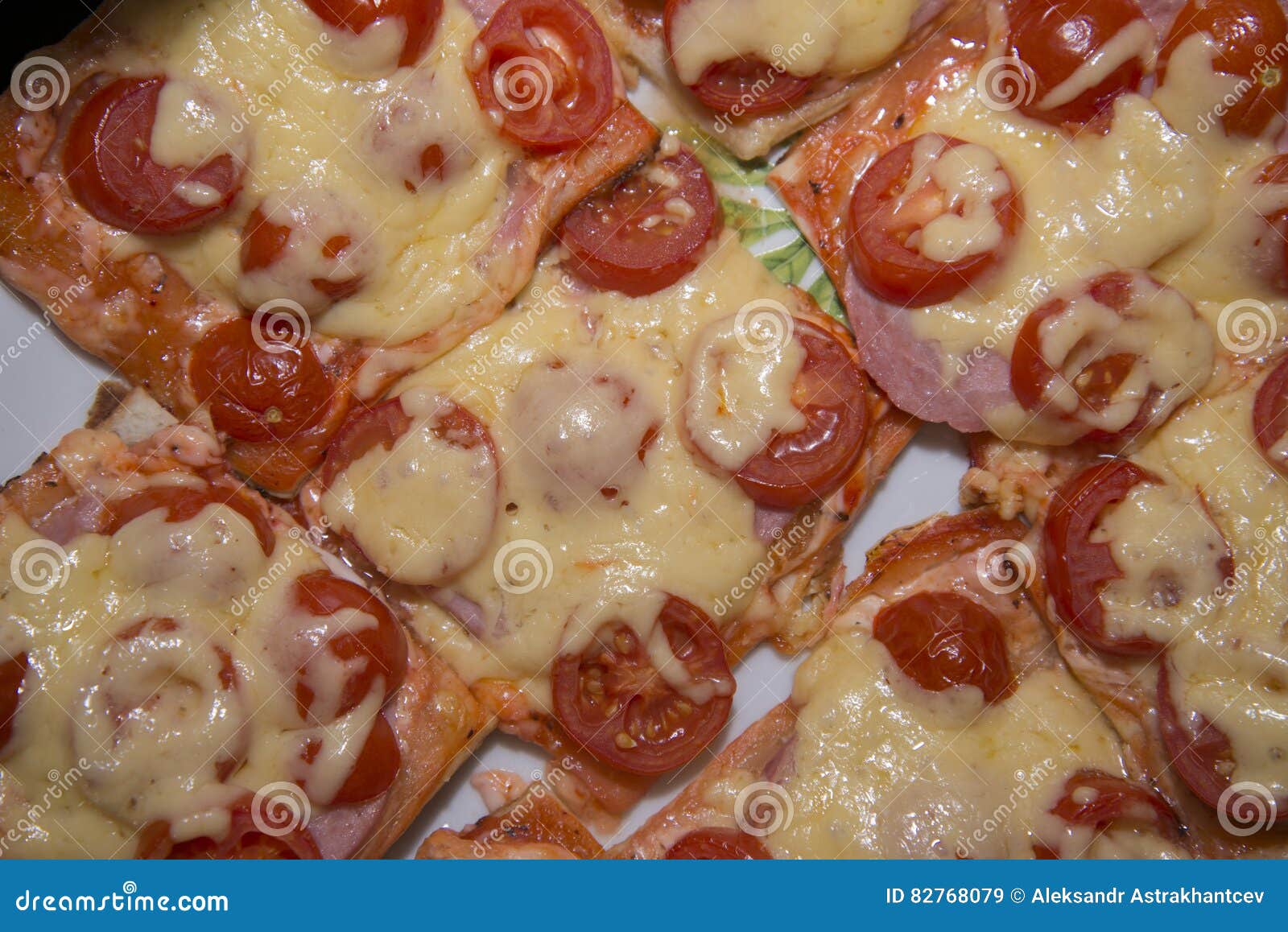 Quick Mini Pizzas are Ready. Stock Image - Image of oven, fried: 82768079