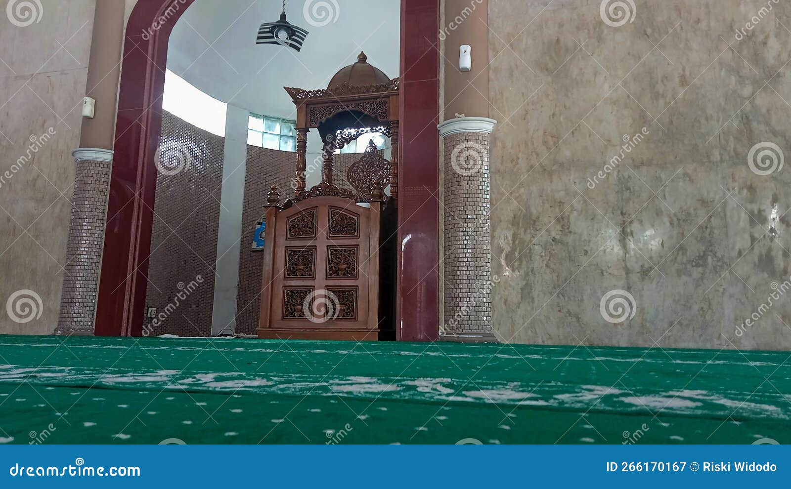 Quiet Mosque when Afternoon for Praying Stock Image - Image of carpet ...
