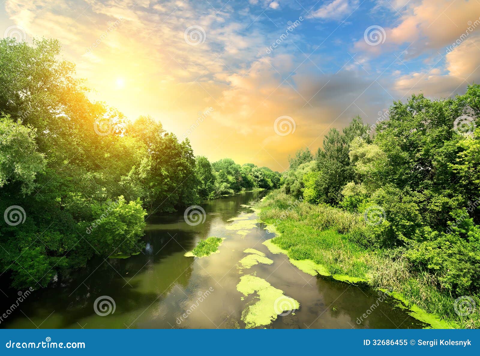 Quiet river at sunset stock image. Image of reflection - 32686455