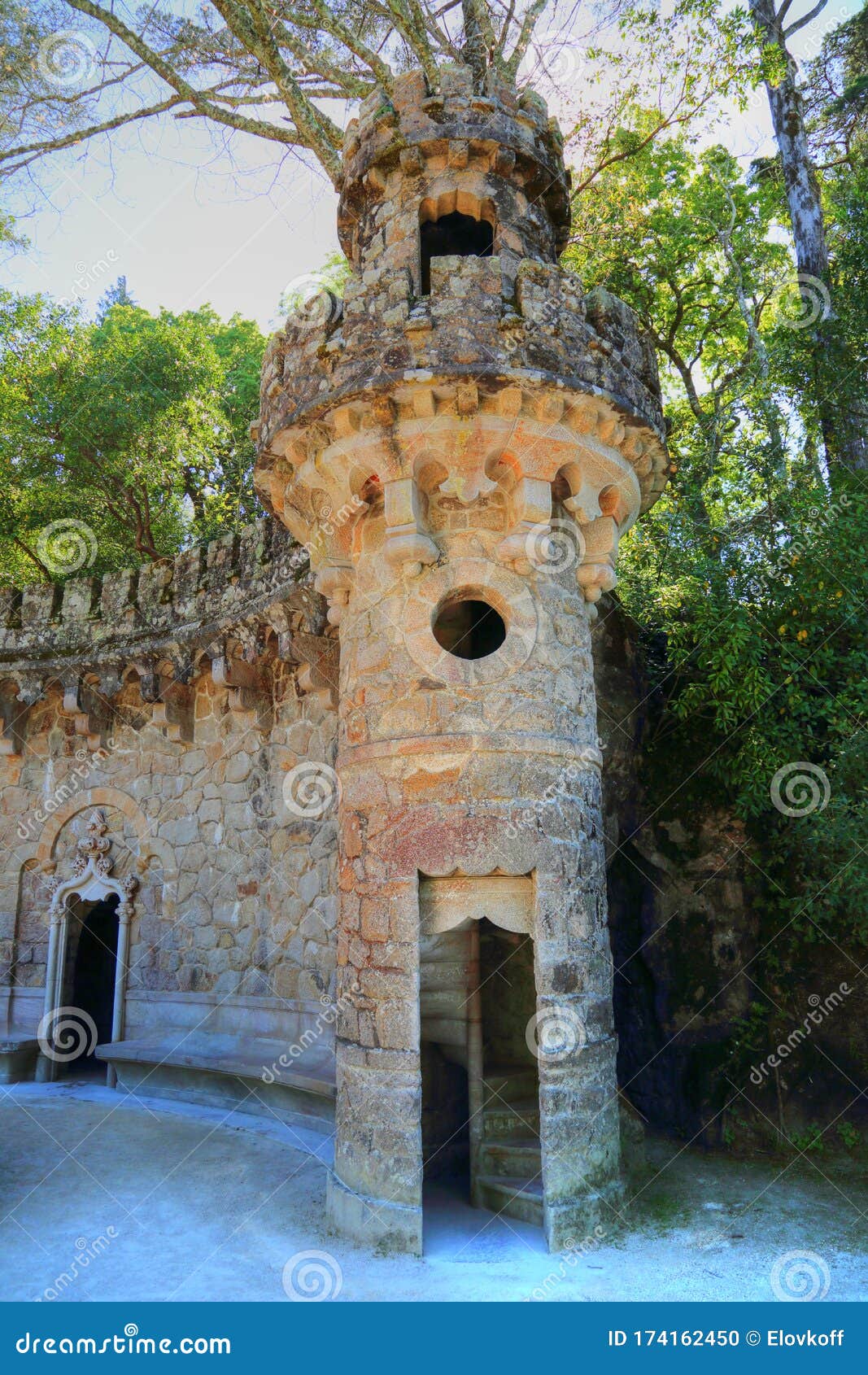 Quinta Da Regaleira Scenic Castle Stock Photo - Image of heritage ...