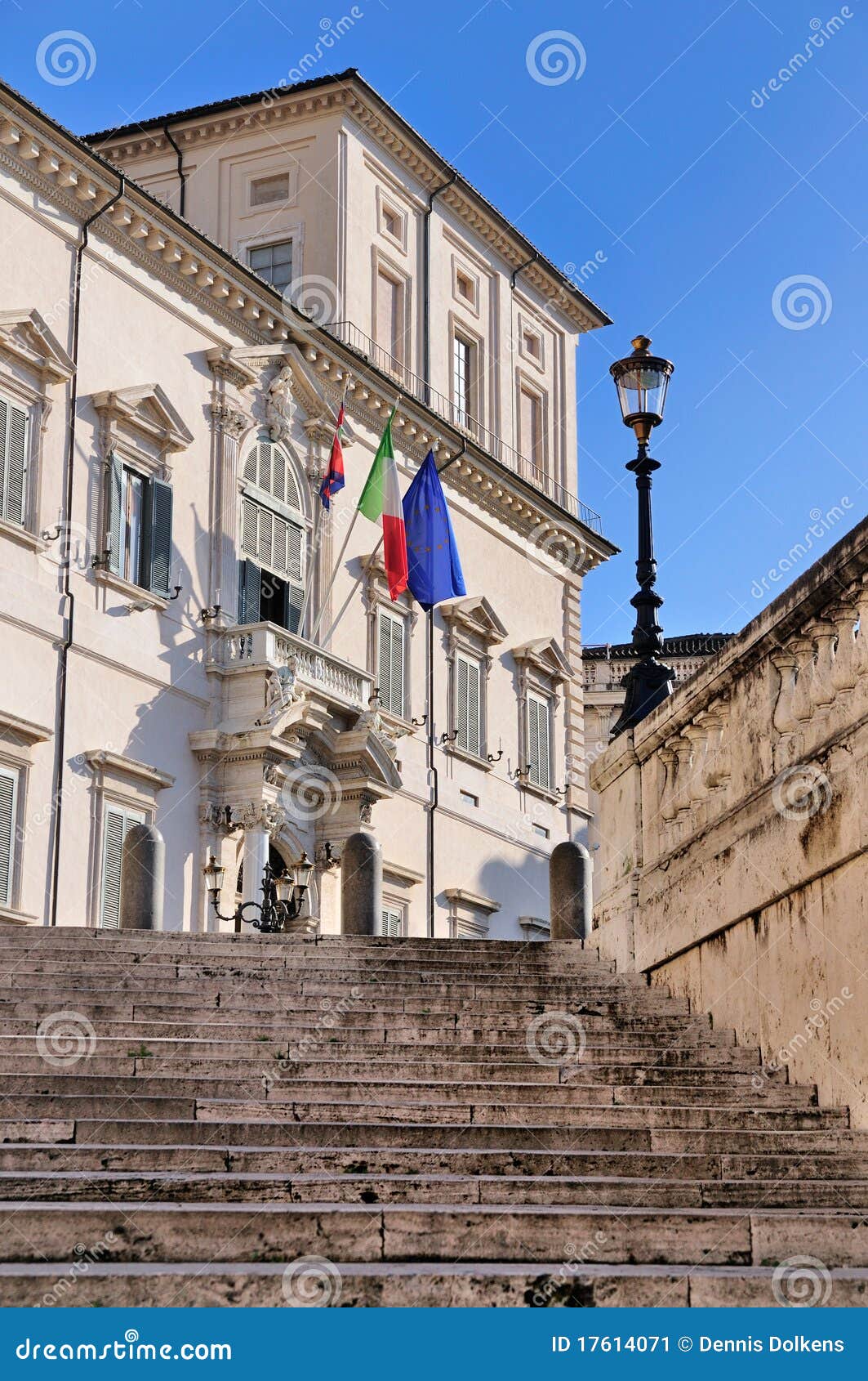Quirinal Palace, Rome stock image. Image of windows, quirinale - 17614071