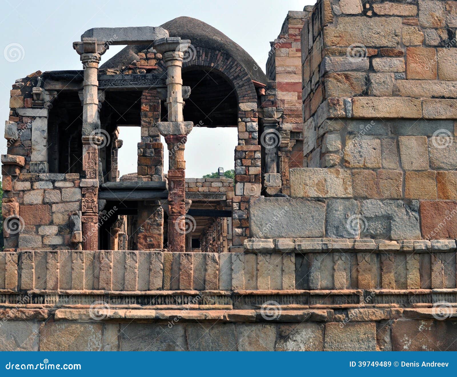 Quitab Minar. stock image. Image of praying, culture - 39749489