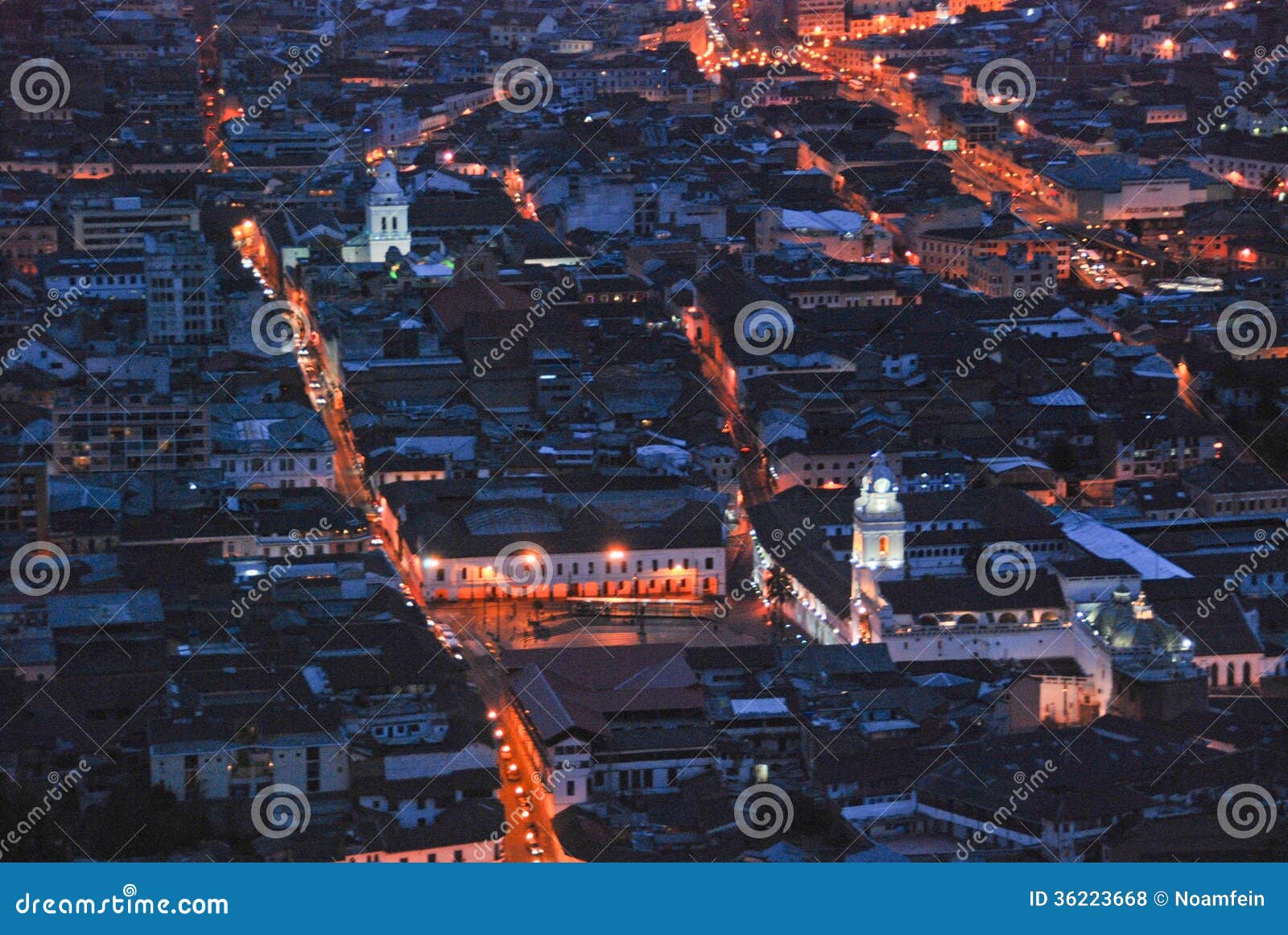 Quito at night editorial stock photo. Image of andes - 36223668