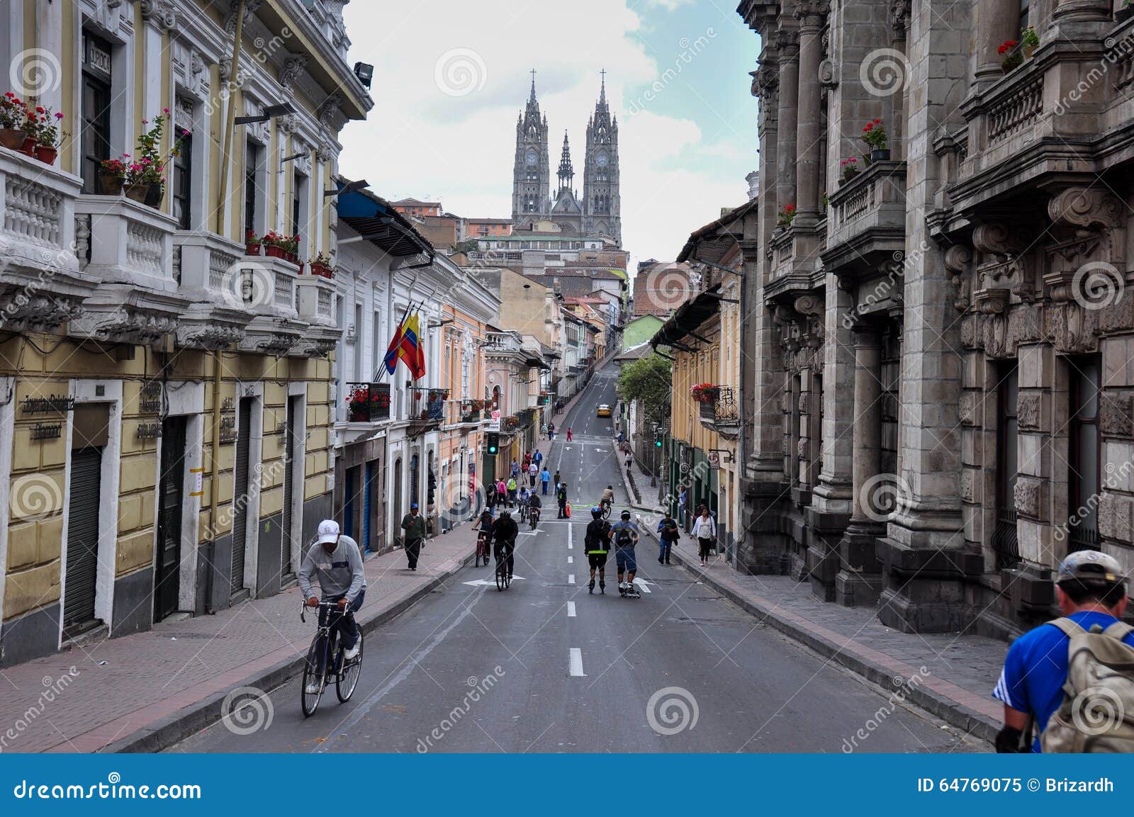 Quito Viejo, Ecuador editorial image. Image of statue - 64769075
