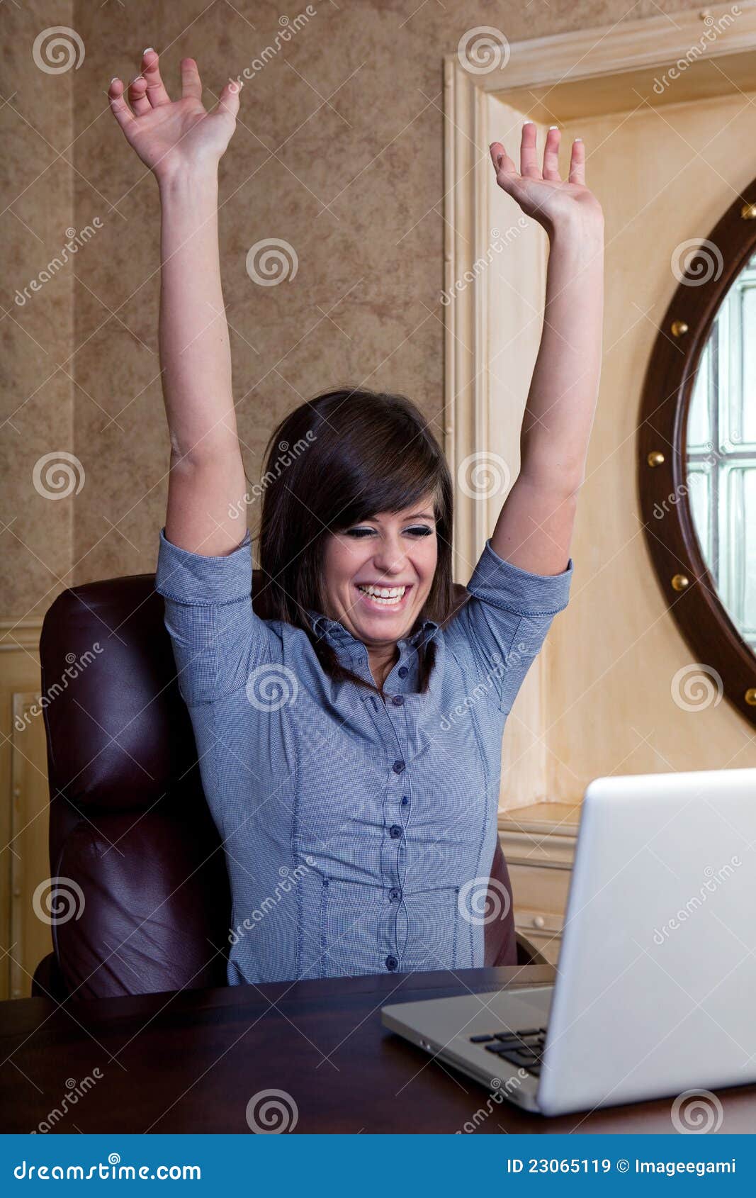 Quitting time stock image. Image of desk, businesswoman - 23065119