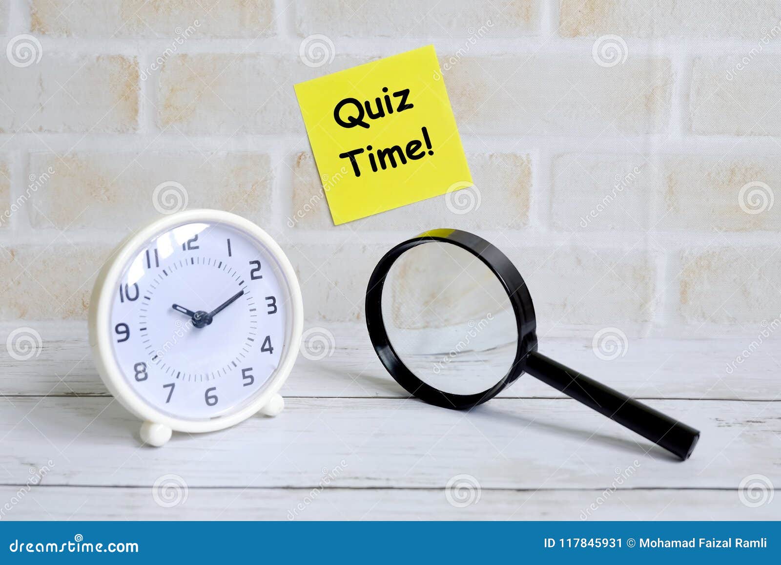 Quiz time stock image. Image of concept, reminder, magnifying - 117845931