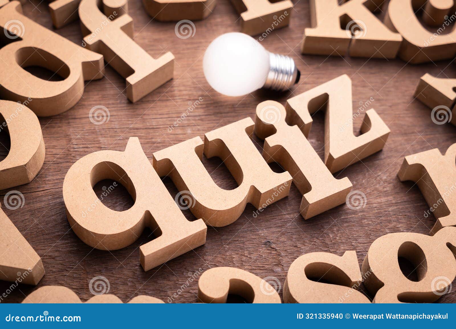 Quiz word and light bulb stock photo. Image of school - 321335940