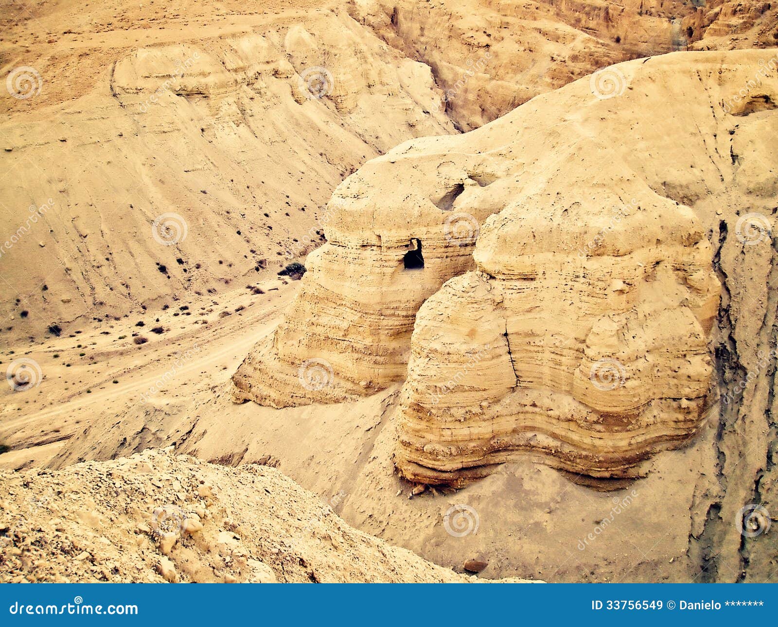 Qumran Caves Stock Photo | CartoonDealer.com #31092546