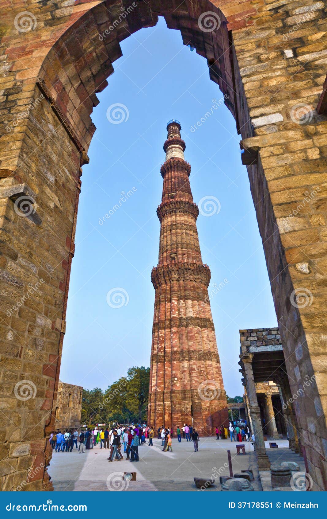 Qutb Minar, Delhi, the Worlds Editorial Photo - Image of architectural ...