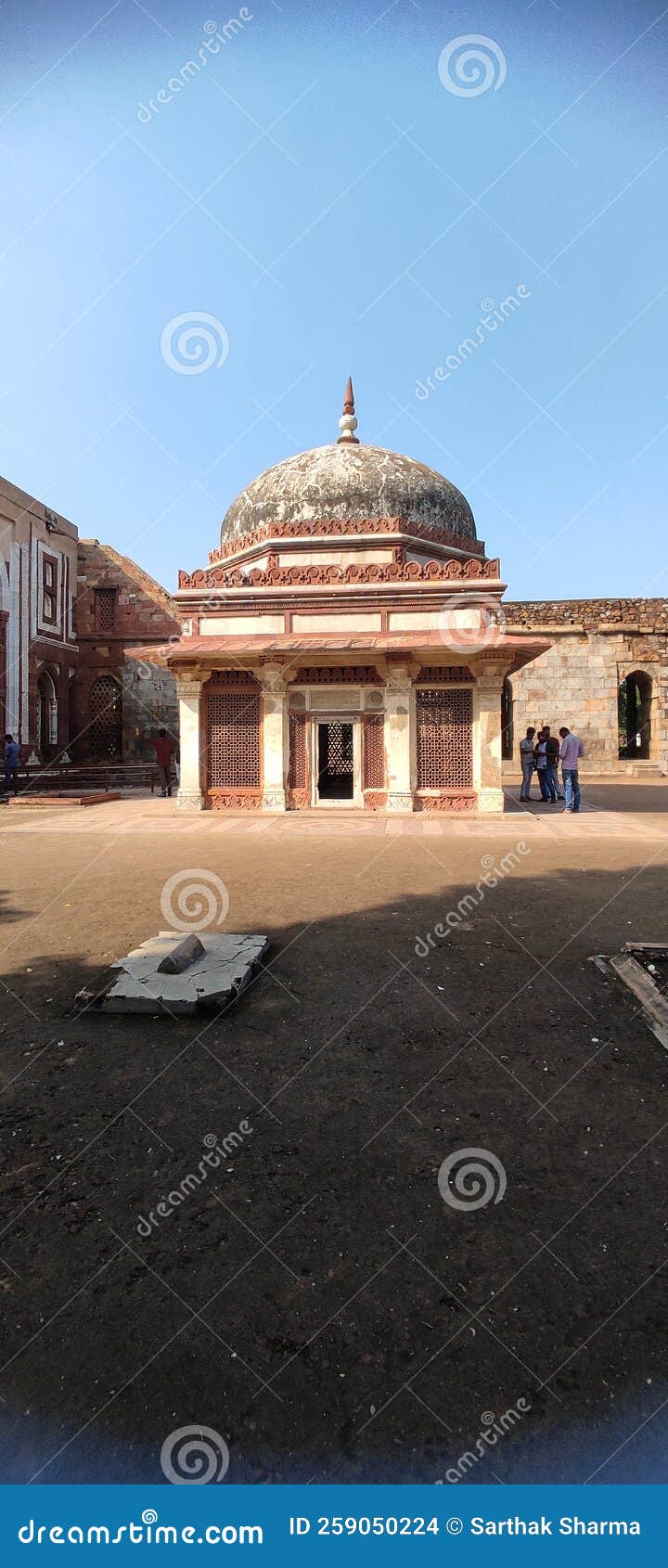 Qutub Minar Mabara Very Famous. Editorial Stock Image - Image of ruins ...