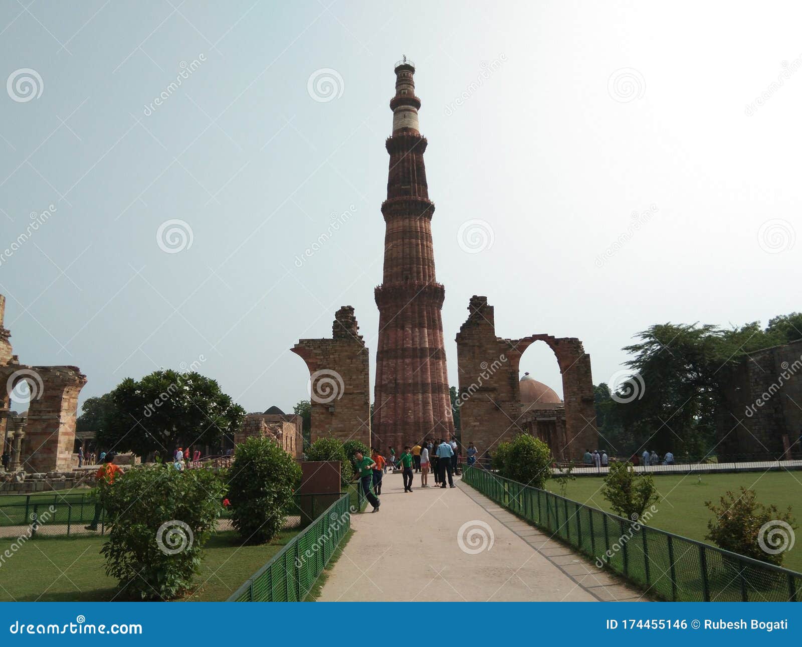 Minar Tower, The World`s Largest Dome At Maharashtra Institute Of ...