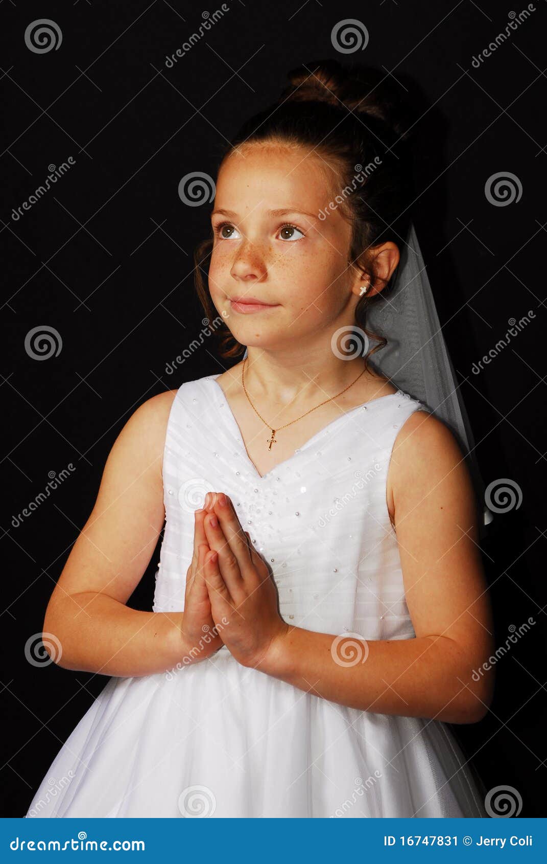 ?r Verticale de communion image stock. Image du jeunesse - 16747831