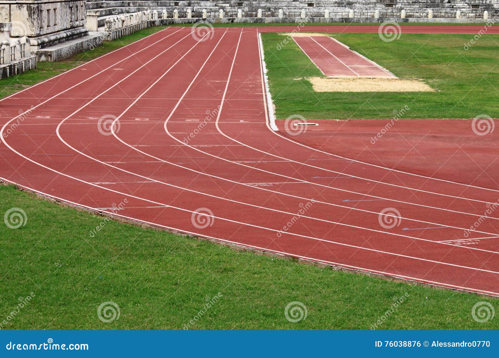 Racetrack and Long Jump Pit Stock Photo - Image of grass, finish: 76038876