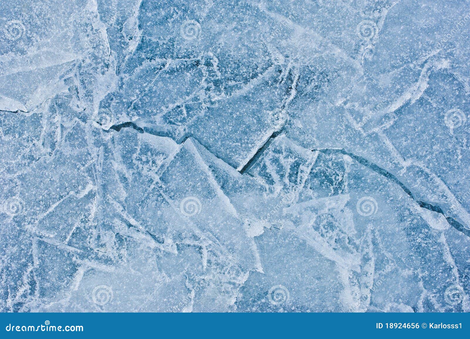 Rachadura no gelo foto de stock. Imagem de cristalino - 18924656