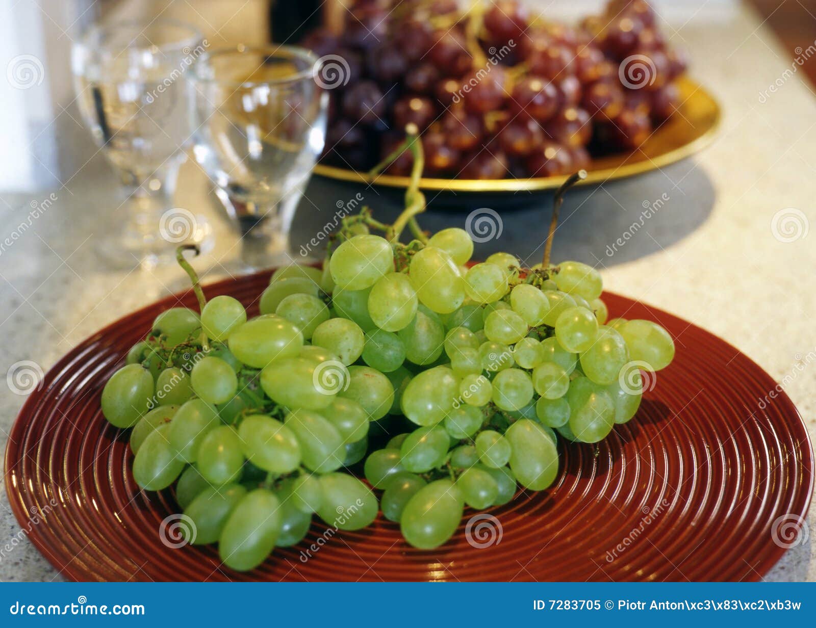 Racimo de la uva imagen de archivo. Imagen de racimo, sabroso - 7283705