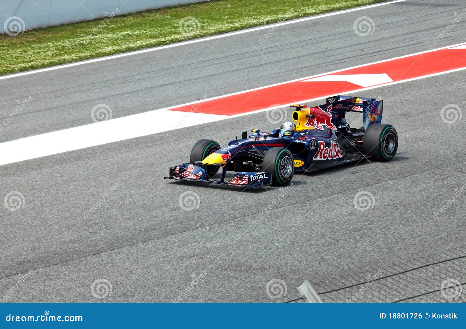 Racing Cars on a Circuit during the Formula 1 Editorial Photo - Image ...