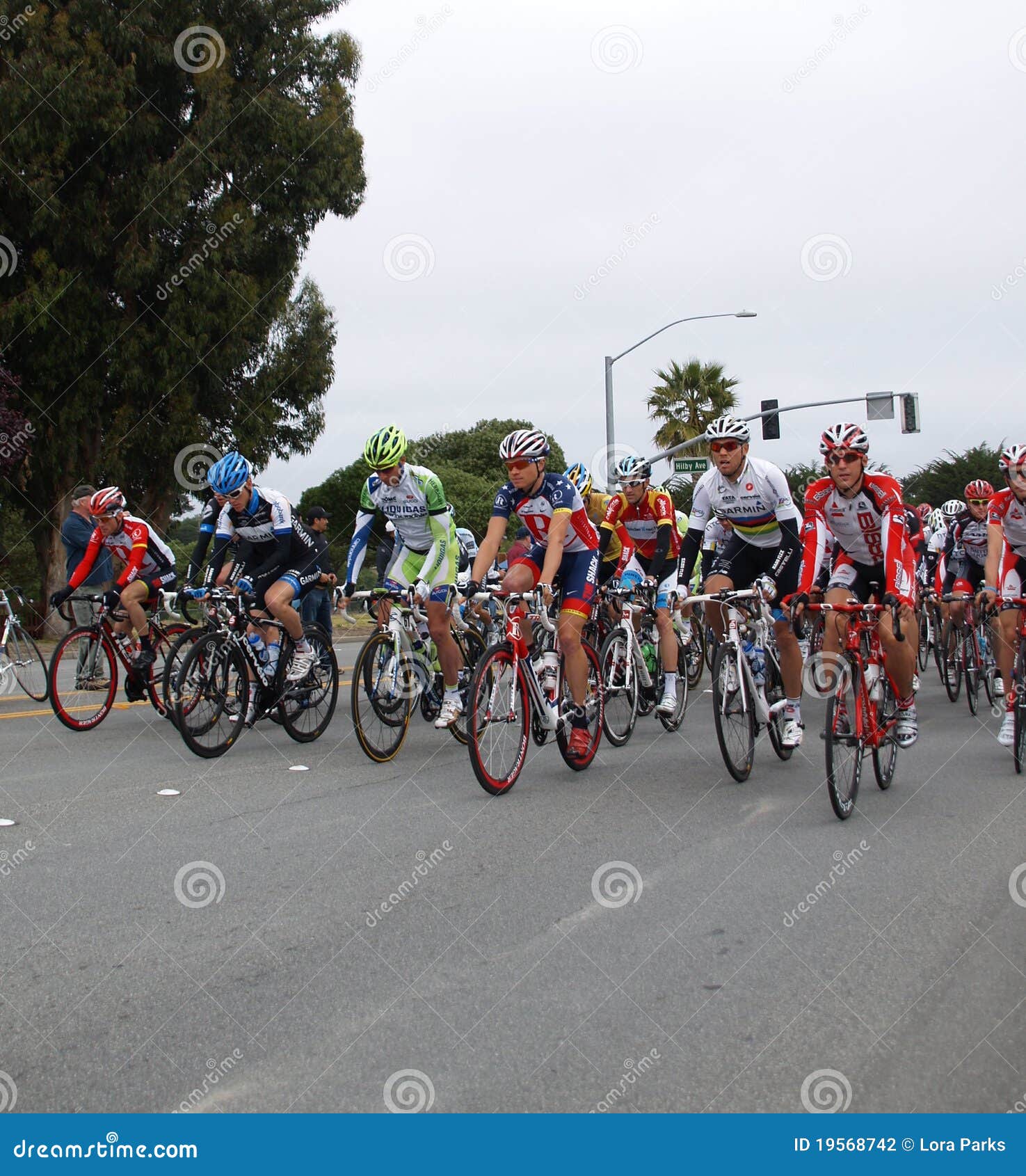 Racing start editorial photography. Image of california - 19568742