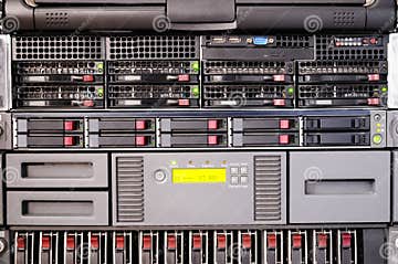 Rack Mount Server Front View Stock Image - Image of black, disk: 21504353