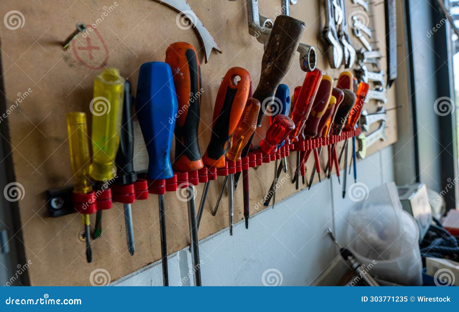 Messy Workbench Stock Photo | CartoonDealer.com #17618058