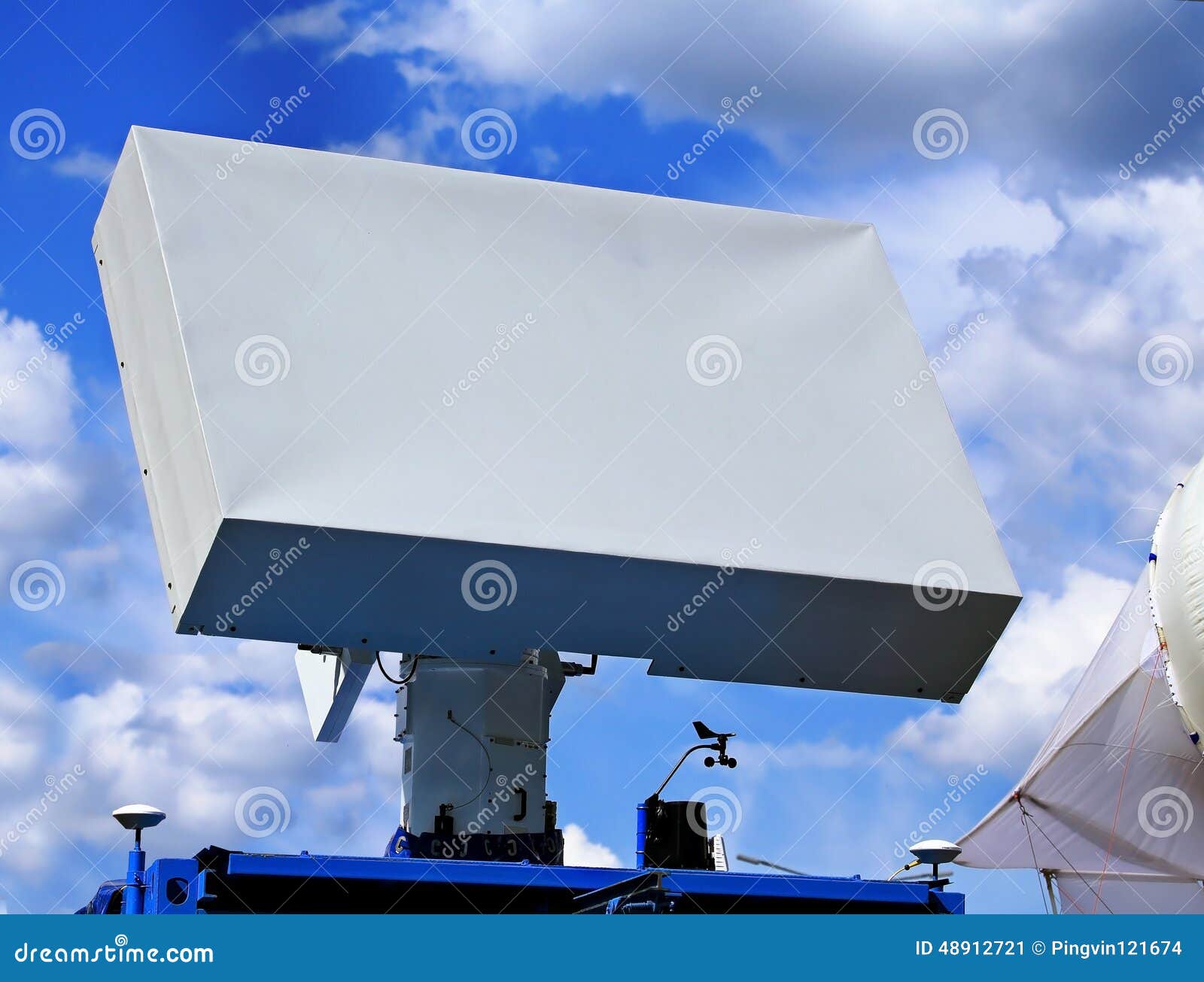 Radar antenna stock image. Image of network, receiving - 48912721