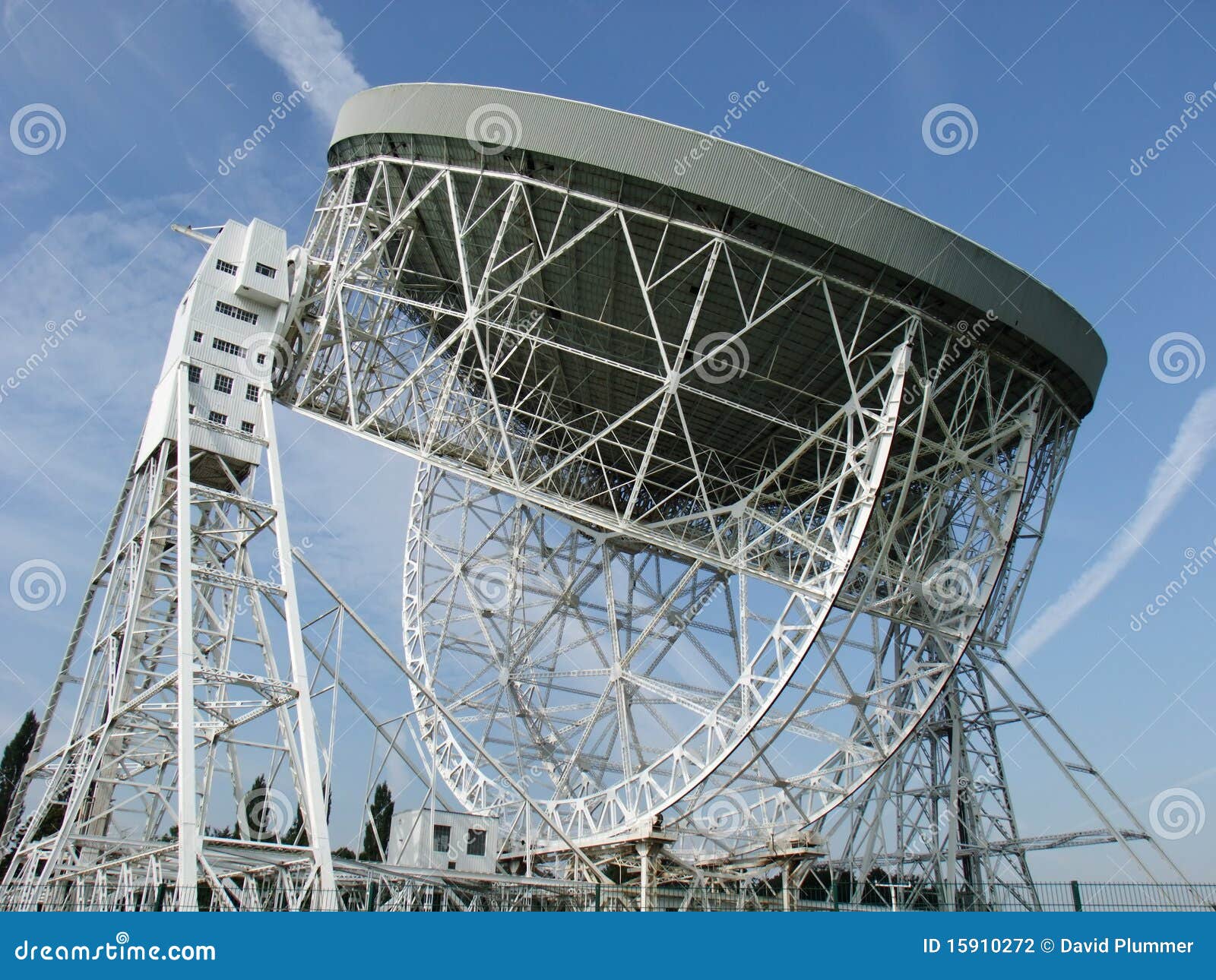 Radar Dish Full View Royalty-Free Stock Photo | CartoonDealer.com #2584035
