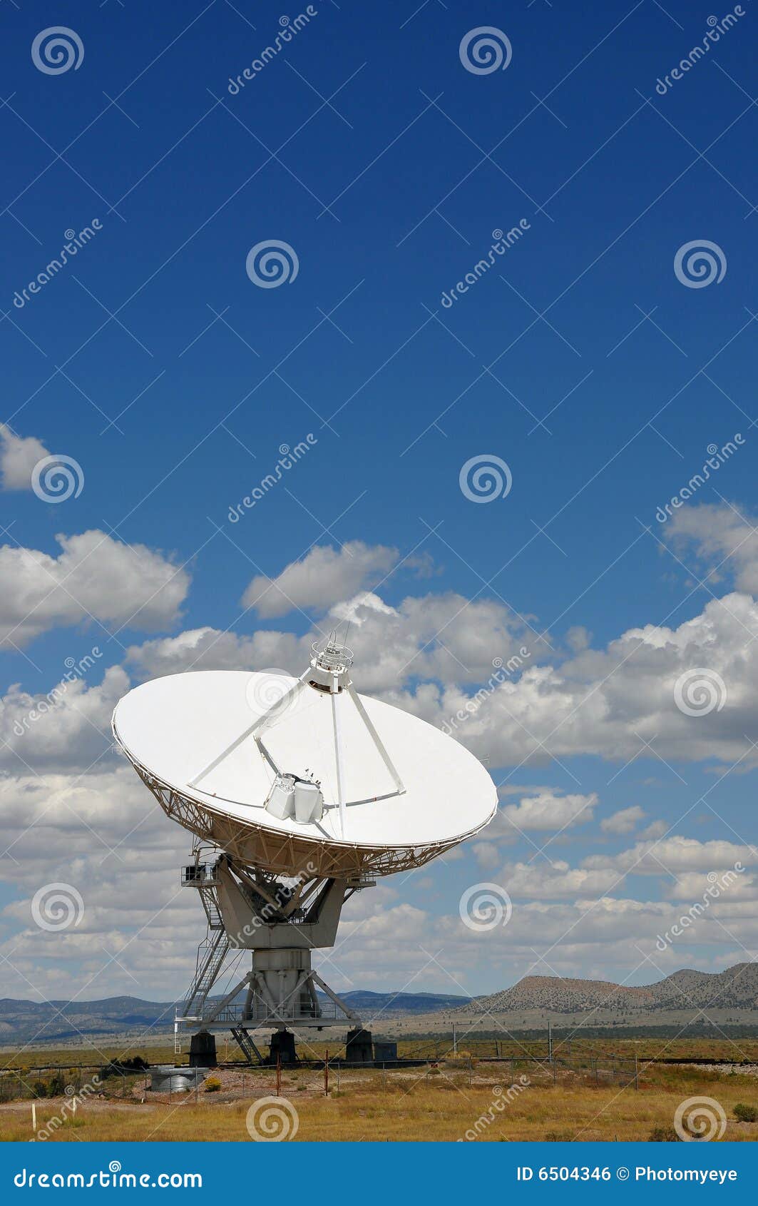 Radar dish in desert stock photo. Image of desert, outdoor - 6504346