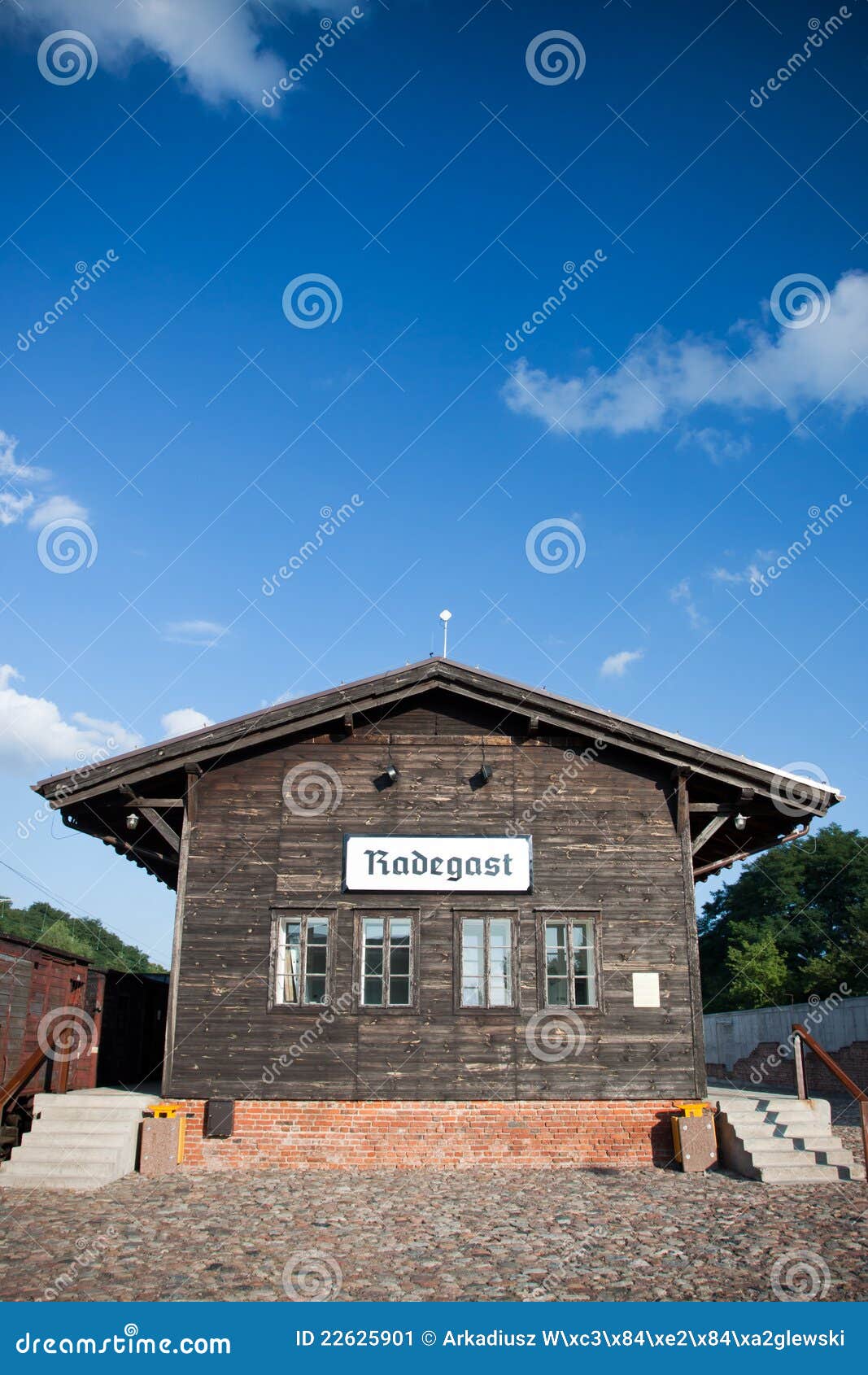 Radegast rail station editorial photo. Image of ghetto - 22625901