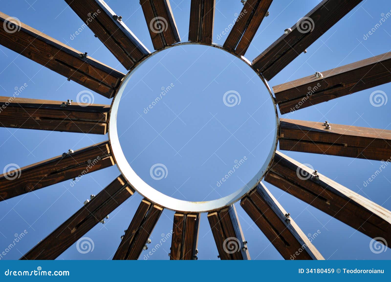 Radial Wood Triangle Pattern Stock Photo | CartoonDealer.com #42668418