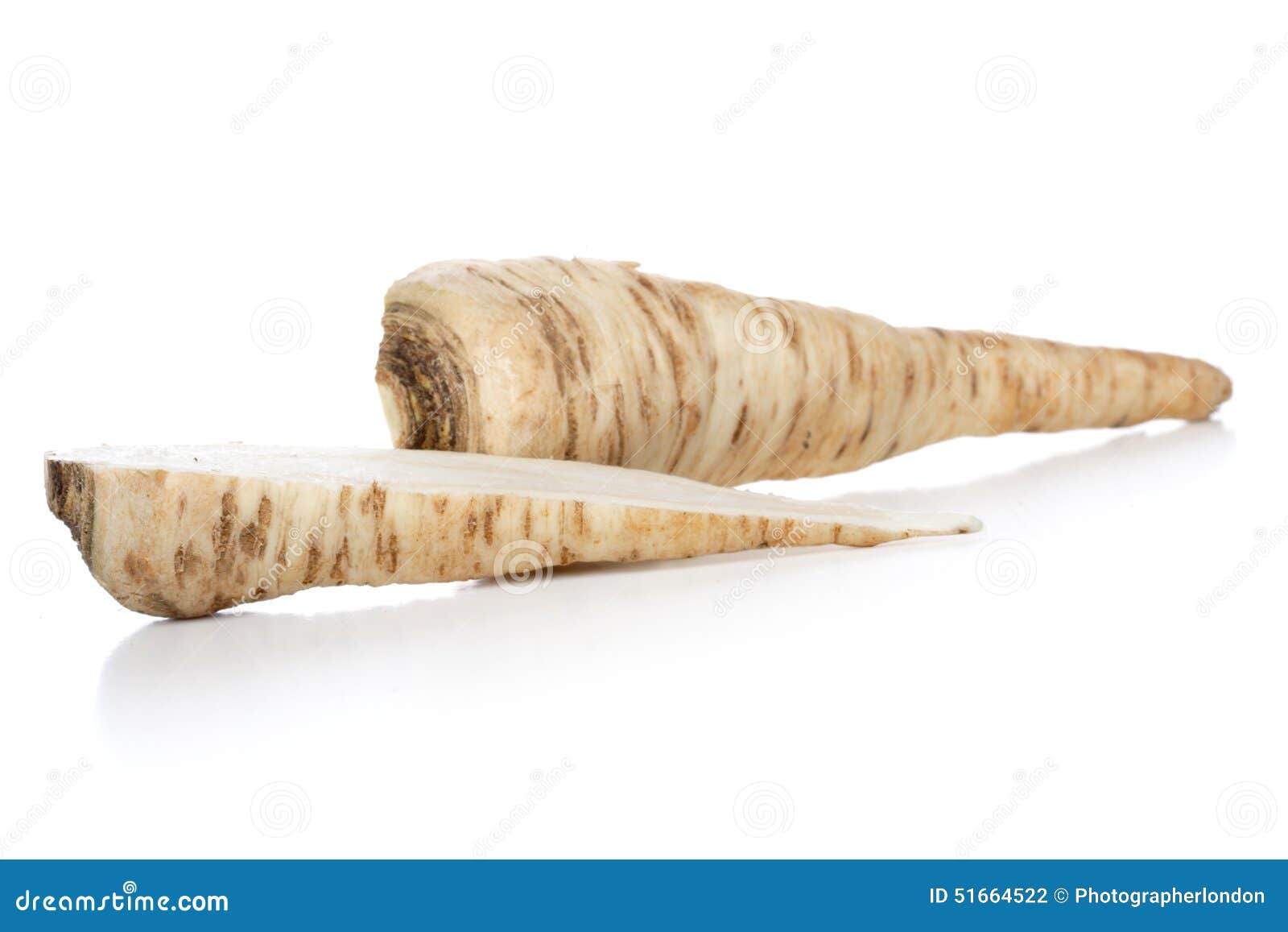 Radice del prezzemolo fotografia stock. Immagine di mazzo - 51664522