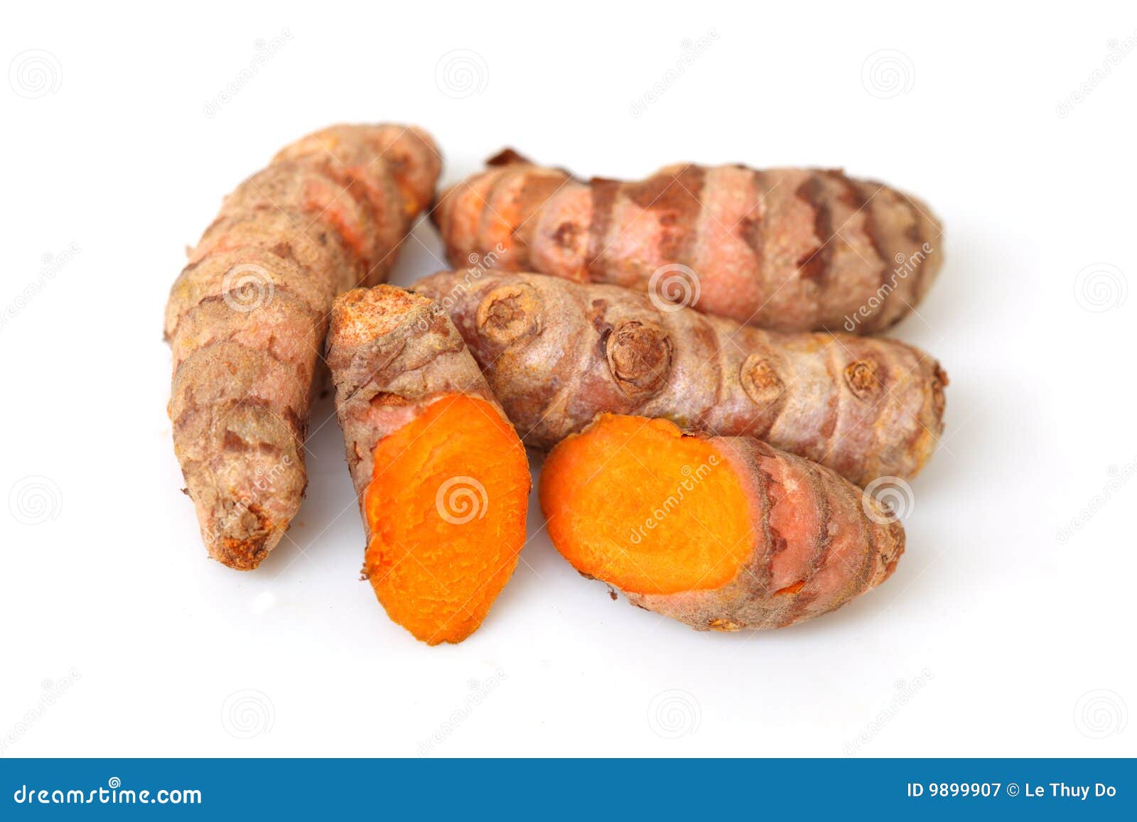 Radici di curcuma immagine stock. Immagine di erba, taglio - 9899907