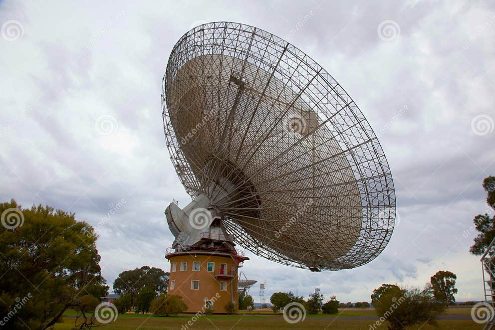 Radio Astronomy Dish stock image. Image of antenna, network - 19627523