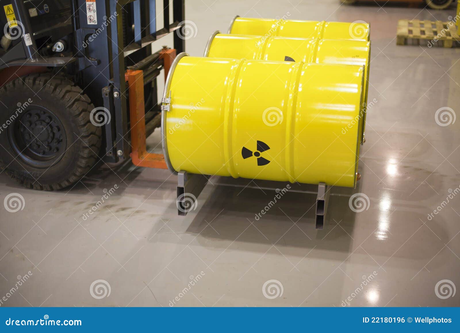 Radioactief afval stock foto. Image of waterstof, opslag - 22180196