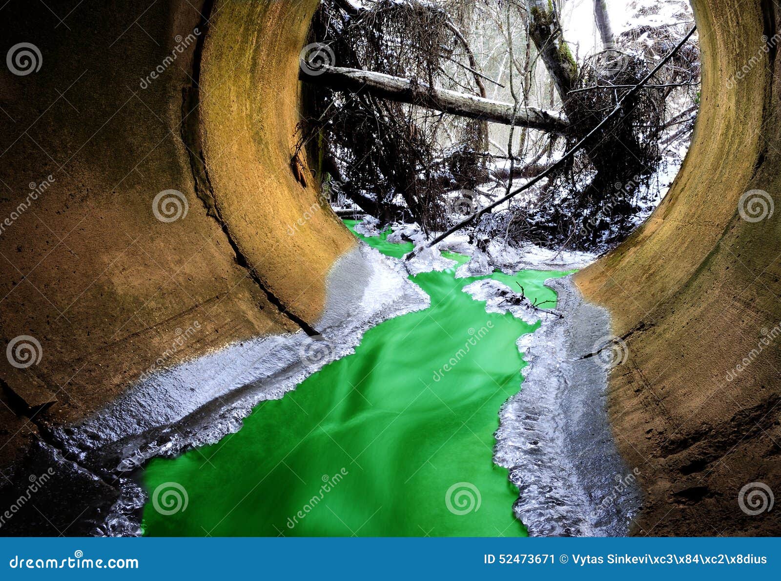 Radioactive effluents stock image. Image of water, green - 52473671