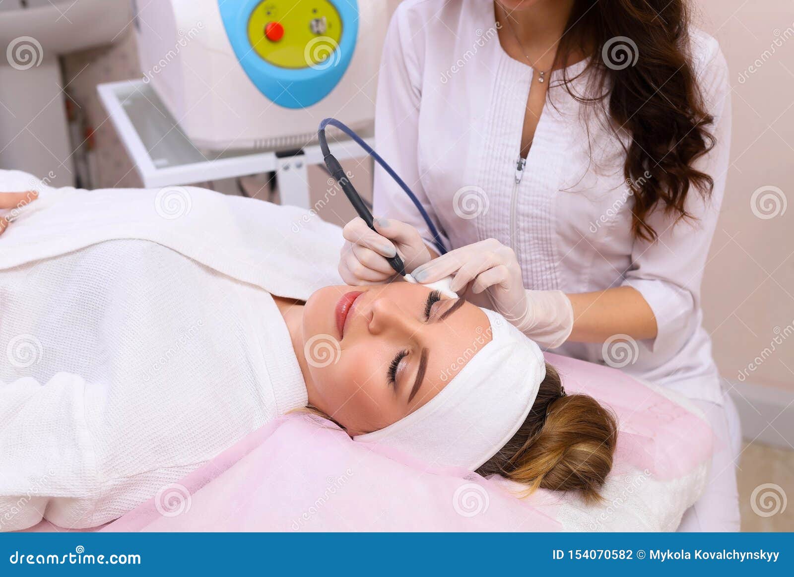 Radiofrequency Coagulation of Vessels on the Face. Stock Photo - Image ...