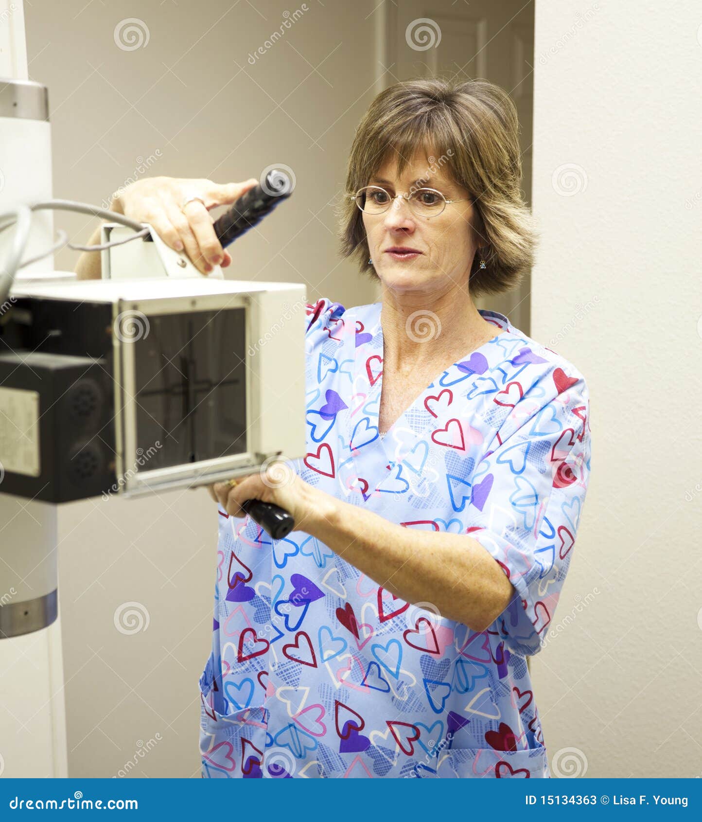 Radiology Technician with X-Ray Stock Image - Image of radiologist ...