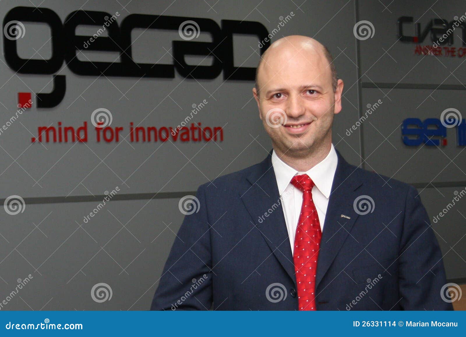 Radu Georgescu editorial stock image. Image of computer - 26331114