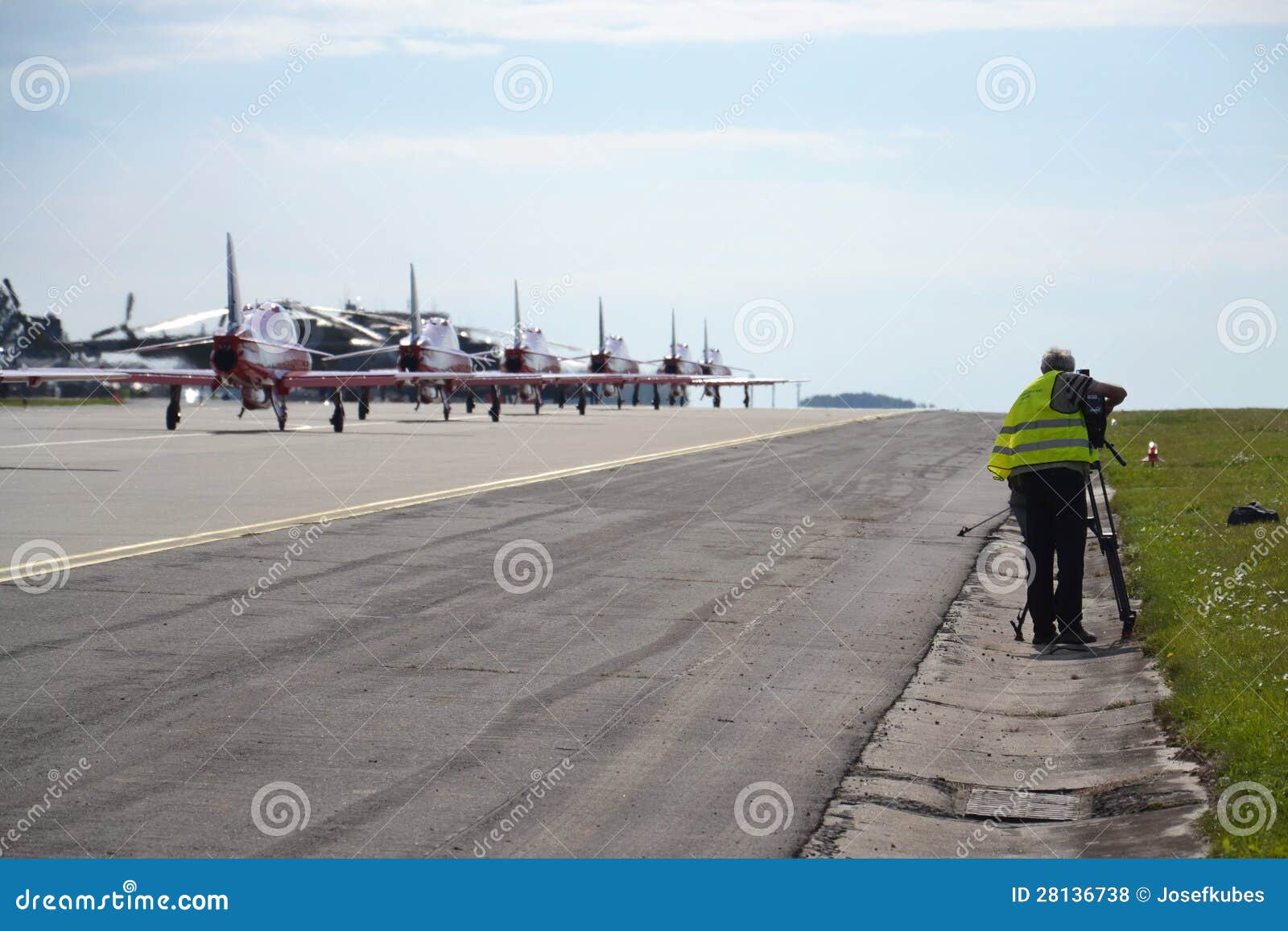 RAF Aerobatic planes editorial stock photo. Image of glory - 28136738