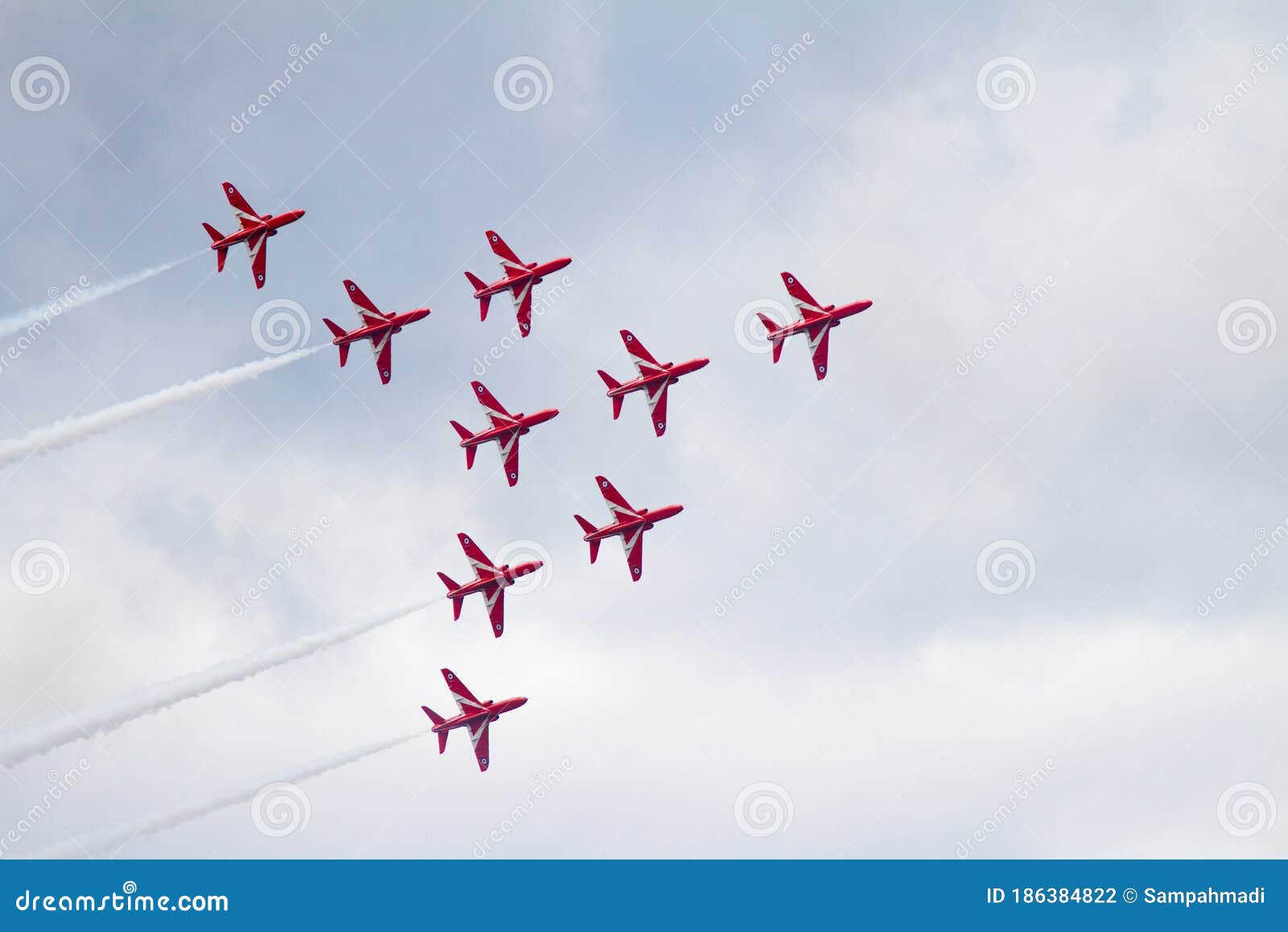 RAF Red Arrow Display editorial photography. Image of force - 186384822