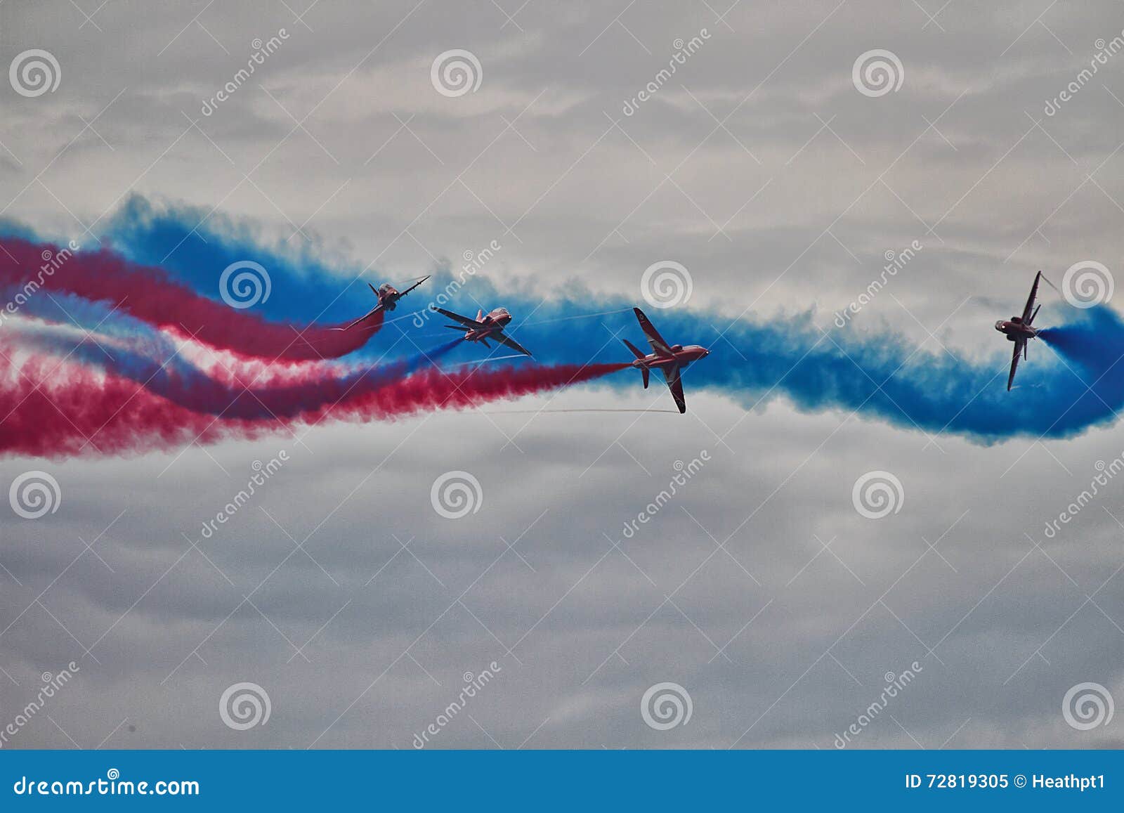 RAF Red Arrows Display Team Imagen de archivo - Imagen de rastro, rojo ...