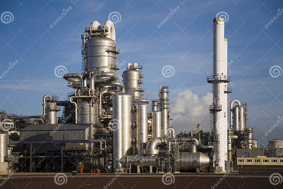Raffinerie 14 photo stock. Image du énergie, chimique - 4491336