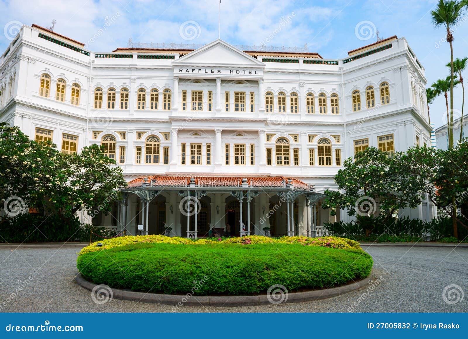 The Raffles Hotel in Singapore, Main Entrance Editorial Photography ...