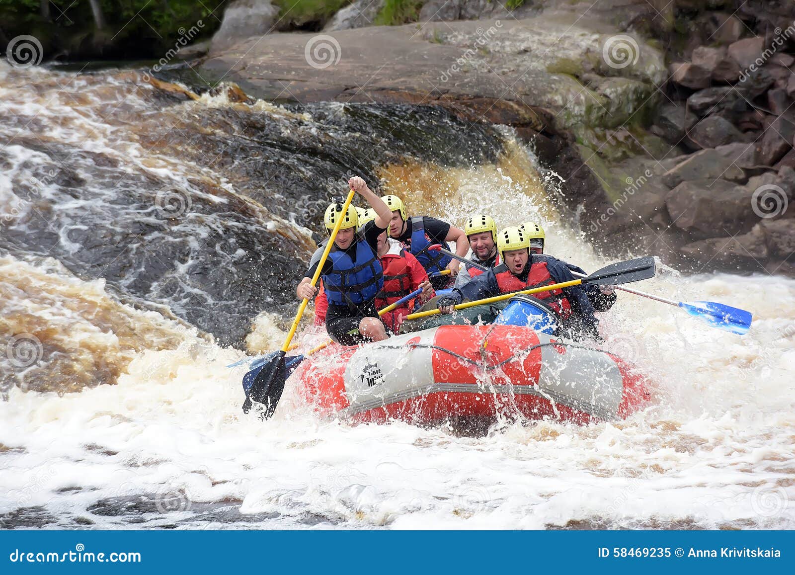 Raft the rapids editorial image. Image of determination - 58469235