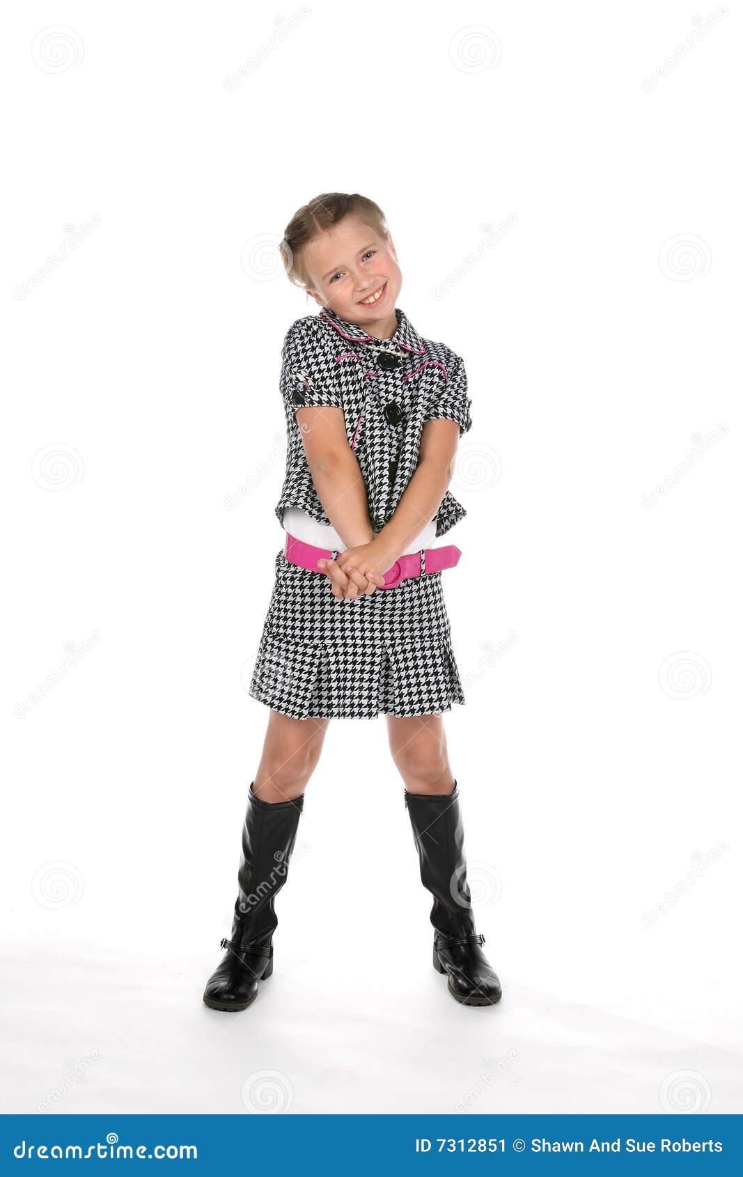 Ragazza Alla Moda in in Bianco E Nero Immagine Stock - Immagine di rosa ...