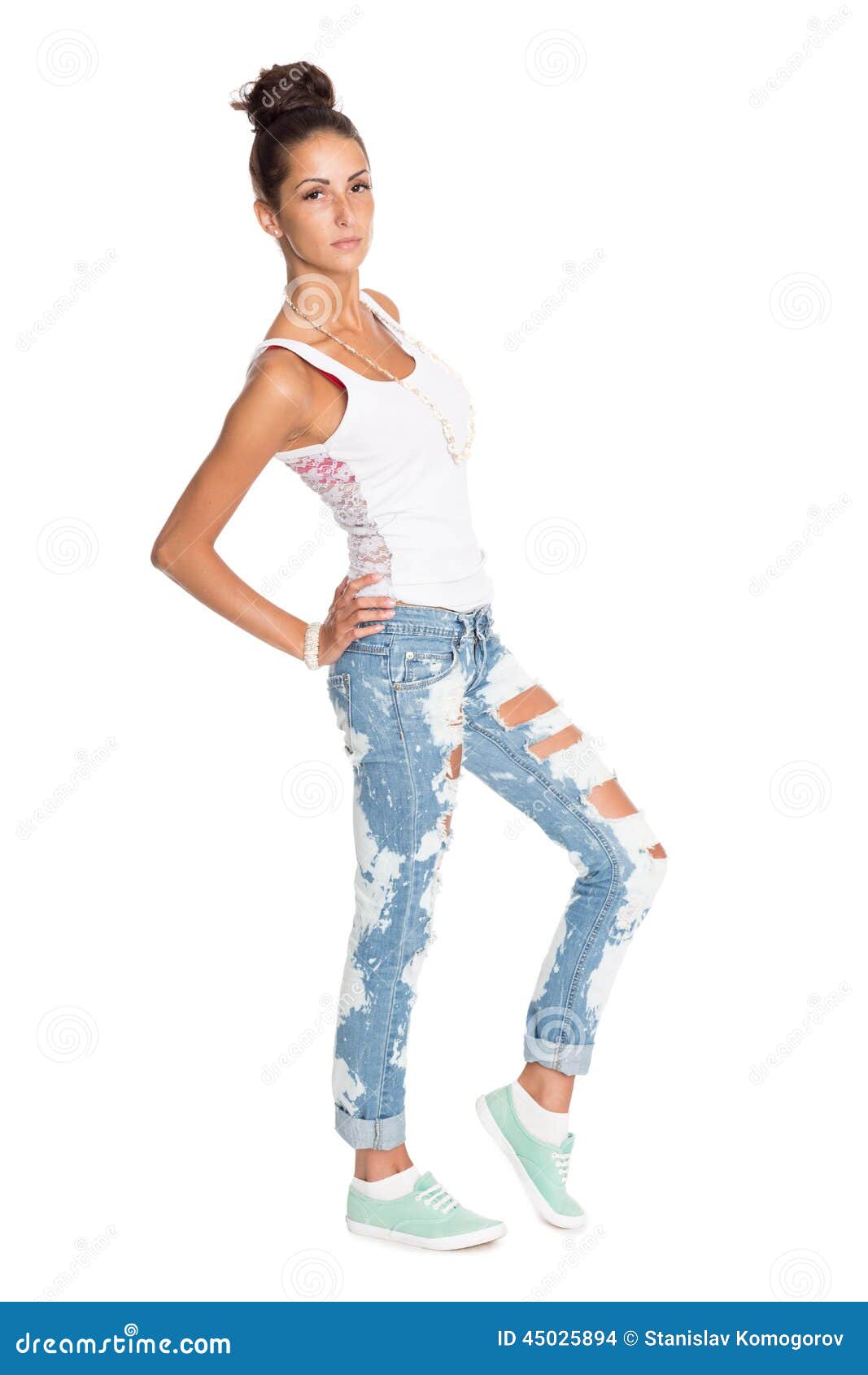 Ragazza Graziosa in Jeans Strappati Alla Moda Fotografia Stock ...