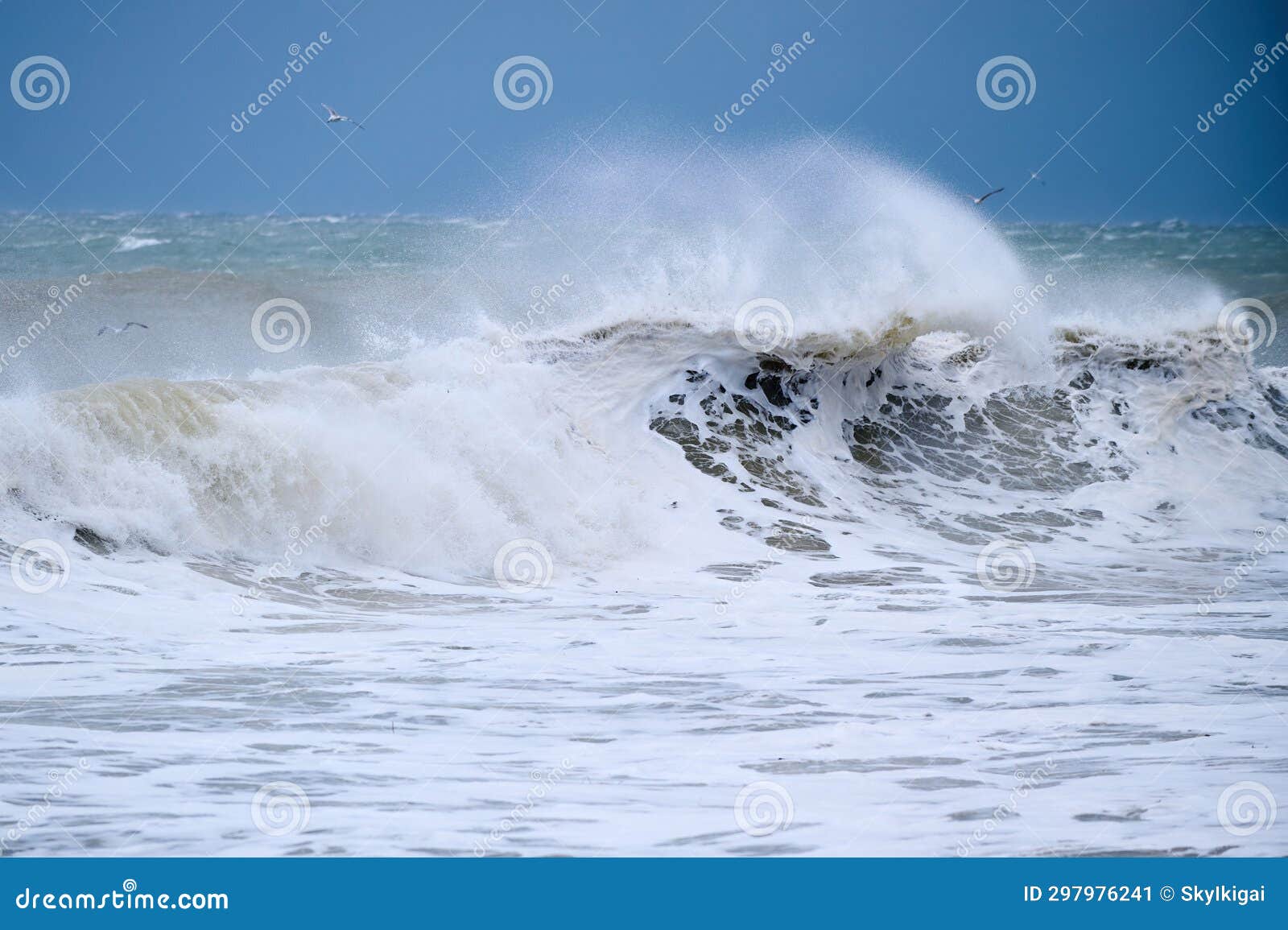 Raging Huge Waves during an Incredibly Powerful Storm in the Black Sea ...