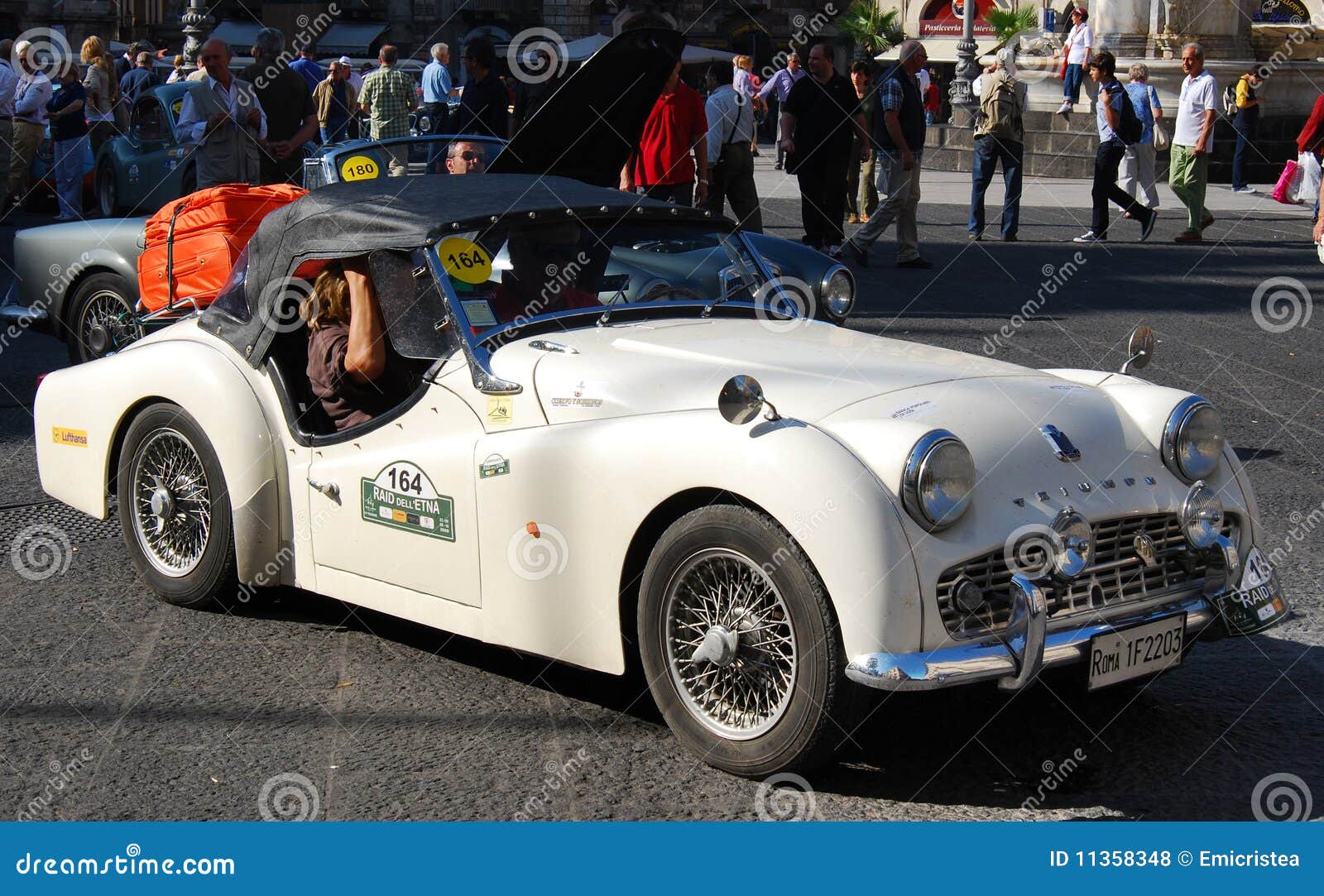 1,574 Car Gives Stock Photos - Free & Royalty-Free Stock Photos from ...