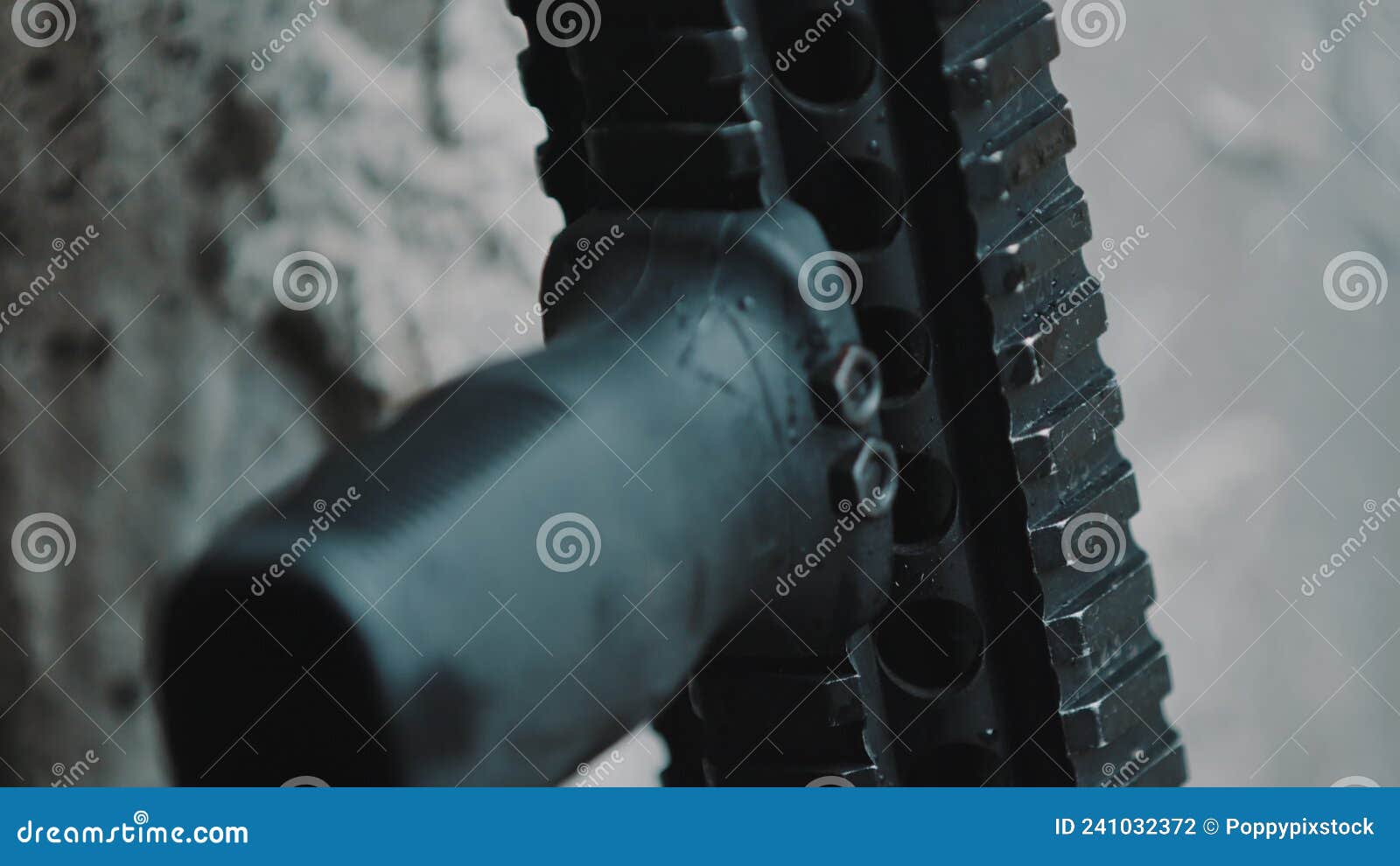 Rail Interface System RIS Standard Rails on the Special Automatic Rifle ...