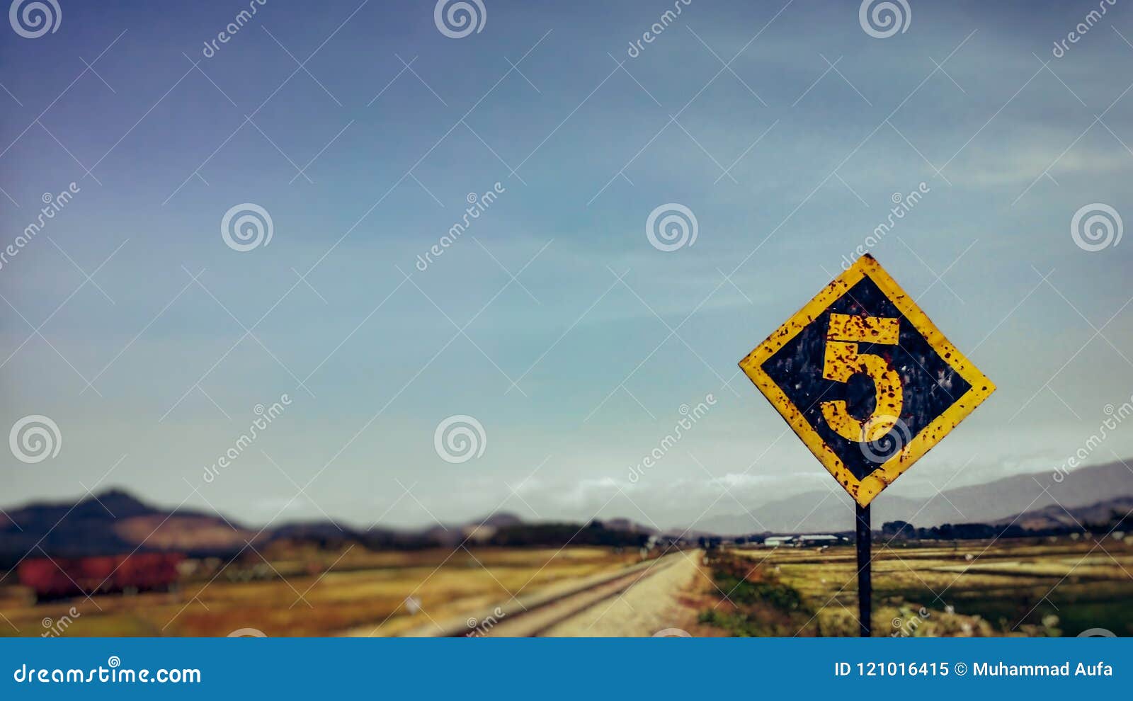 Rail Train Sign Number Five Stock Image - Image of sign, jnnsnsan ...