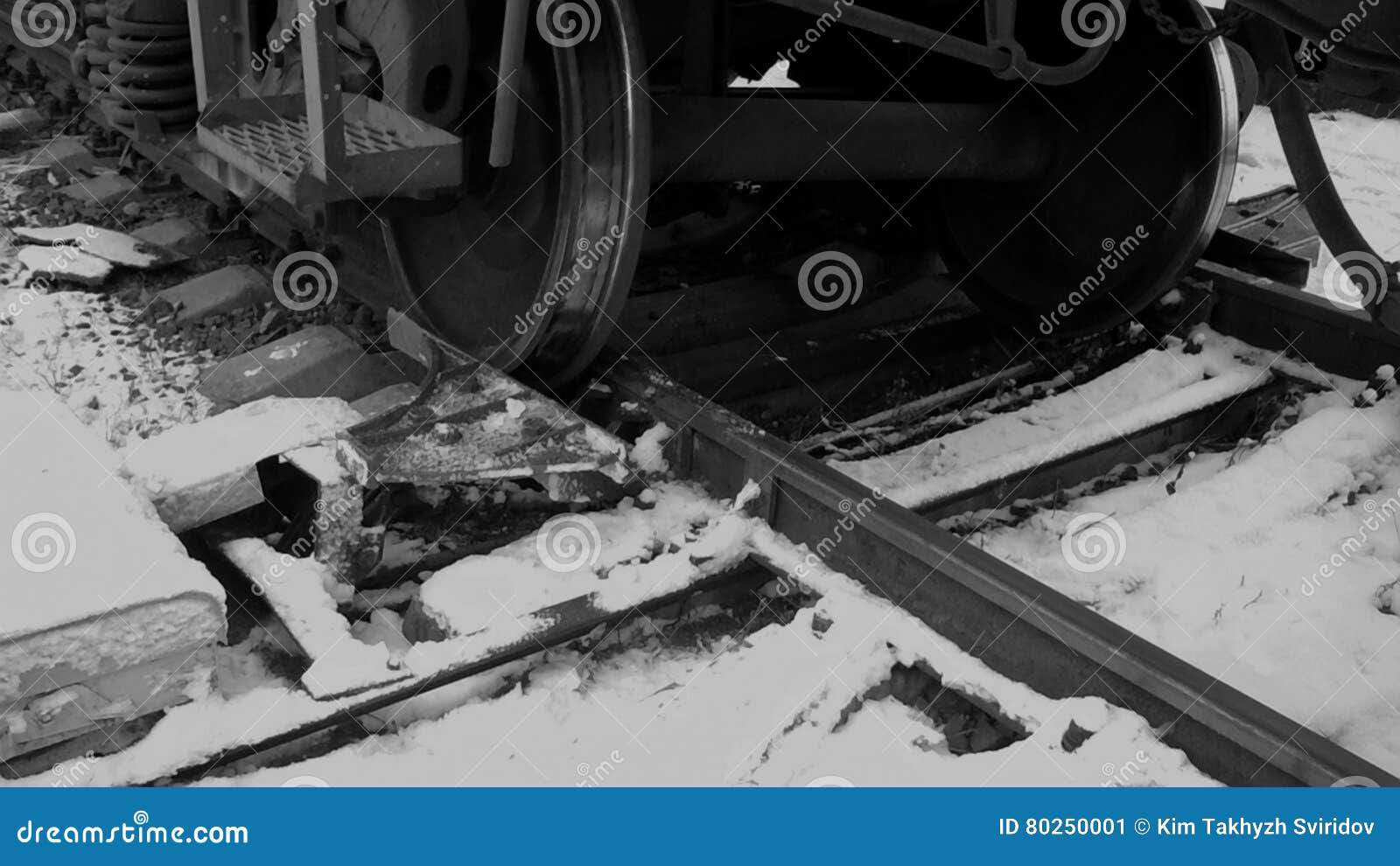 Railcar Wheel Fell Off the Rails Stock Image - Image of fell, speed ...